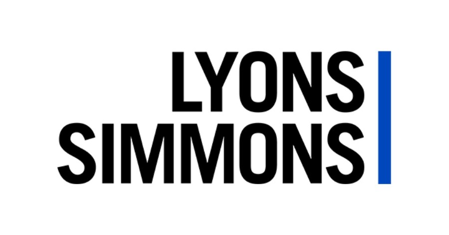 Lyons & Simmons Monitoring Massive Dallas Apartment Fire Near Bishop ...