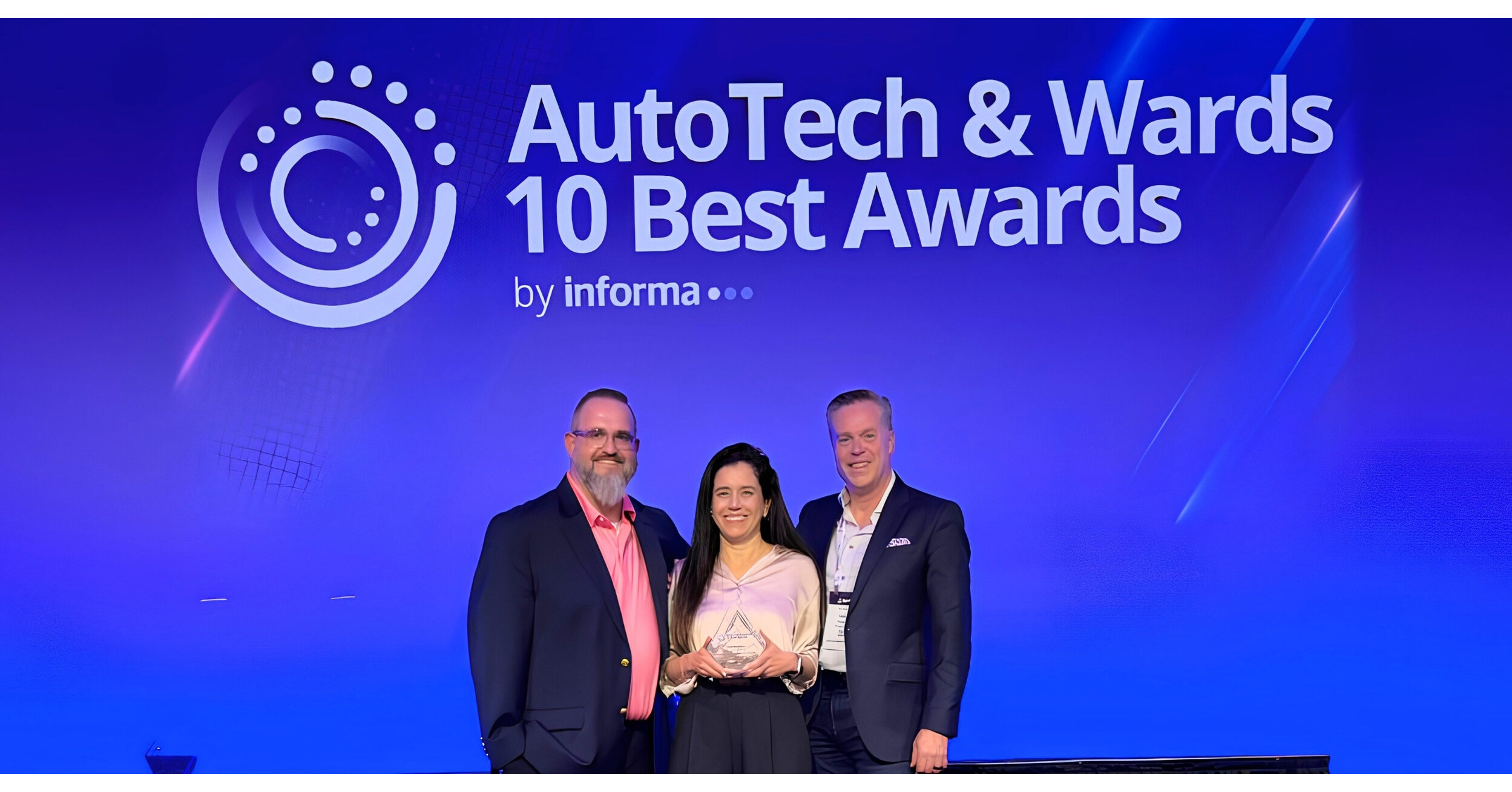PlaxidityX vCore Wins AutoTech and Wards' Cybersecurity Excellence Award