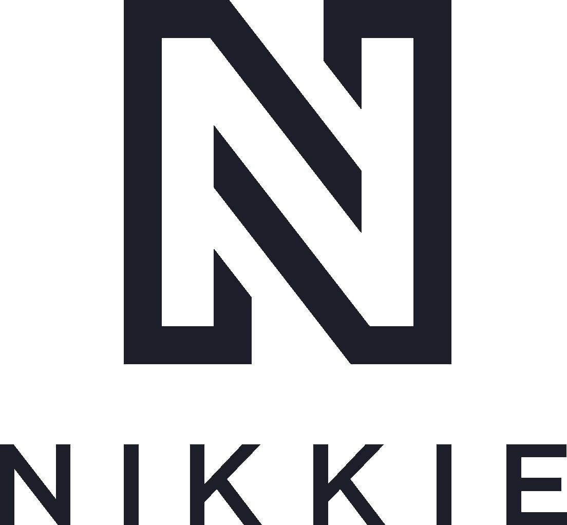 Kate Moss devient le nouveau visage du label de mode néerlandais NIKKIE