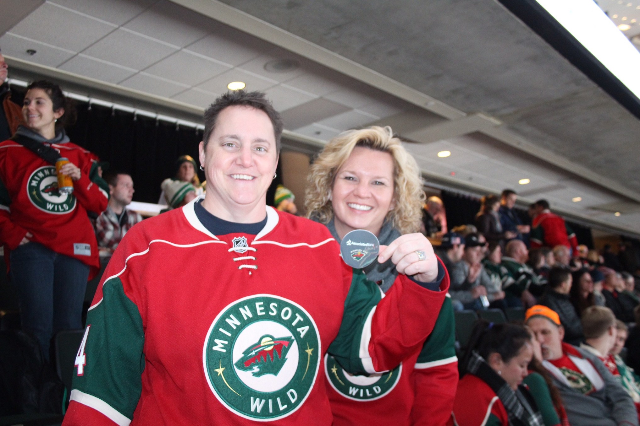 'Puck Drop' puts Minnesota Wild® fans on Associated Bank's VIP event list