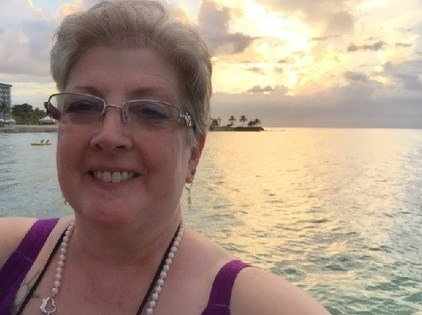 Katie Munch is recognized by Continental Who's Who