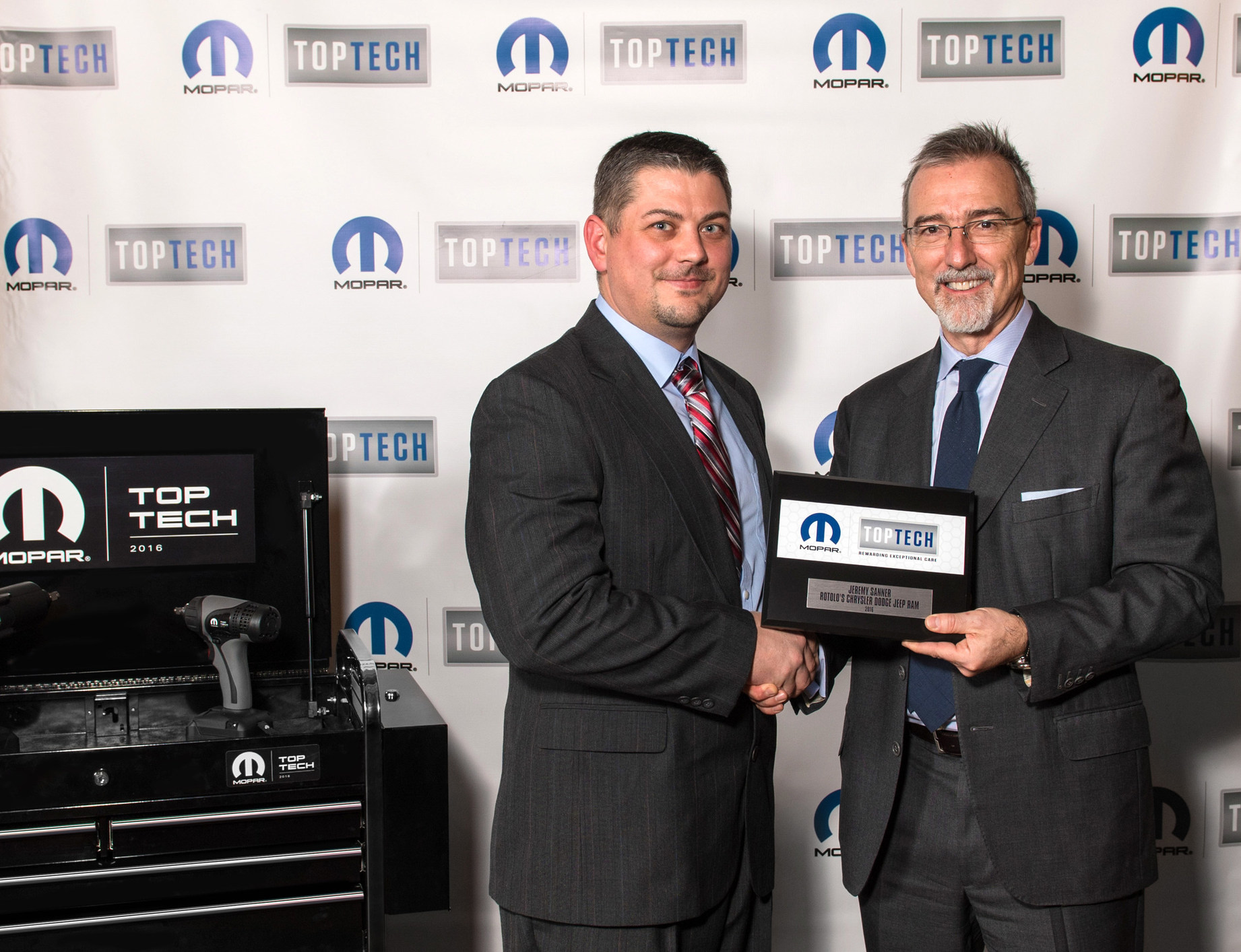 Mopar Honors "Top Tech" Award Winners
