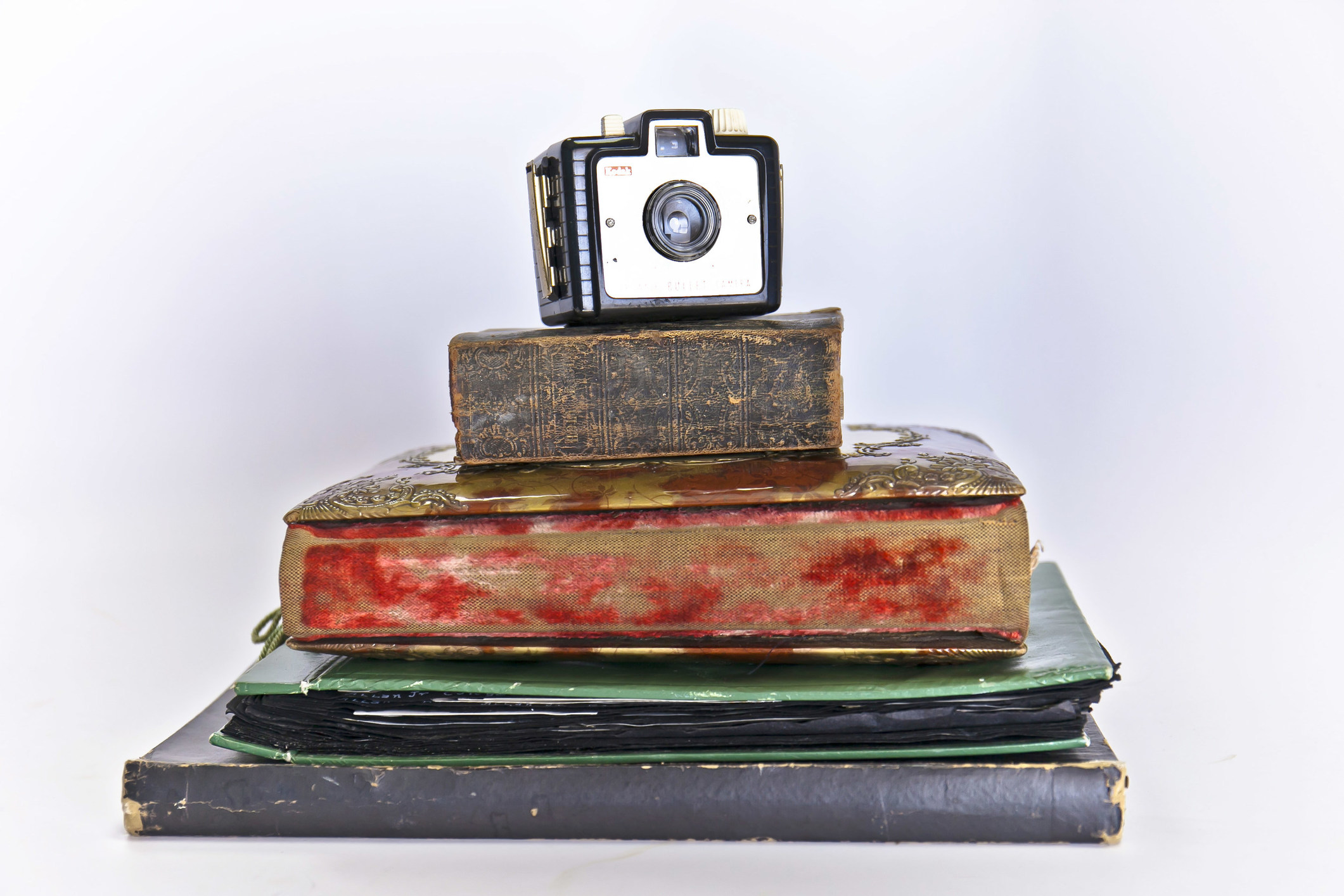 Scrapbook.com Unveils Readable Museum on the History of Scrapbooking