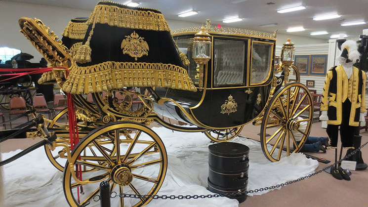 Rare Royal Golden Carriage Released from Museum for a Once in a ...