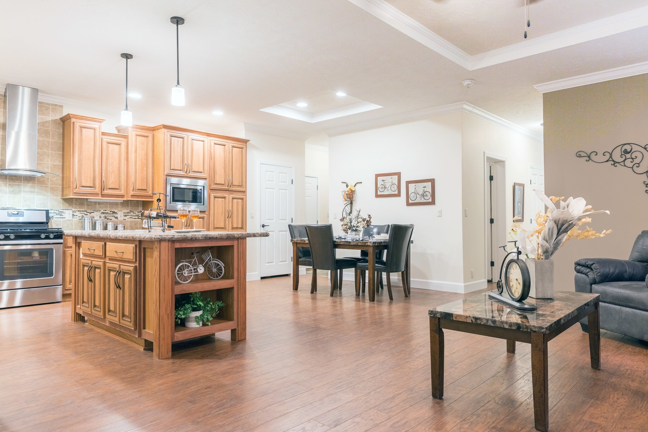 Skyline "Brings America Home" at 2017 Louisville Manufactured Housing Show