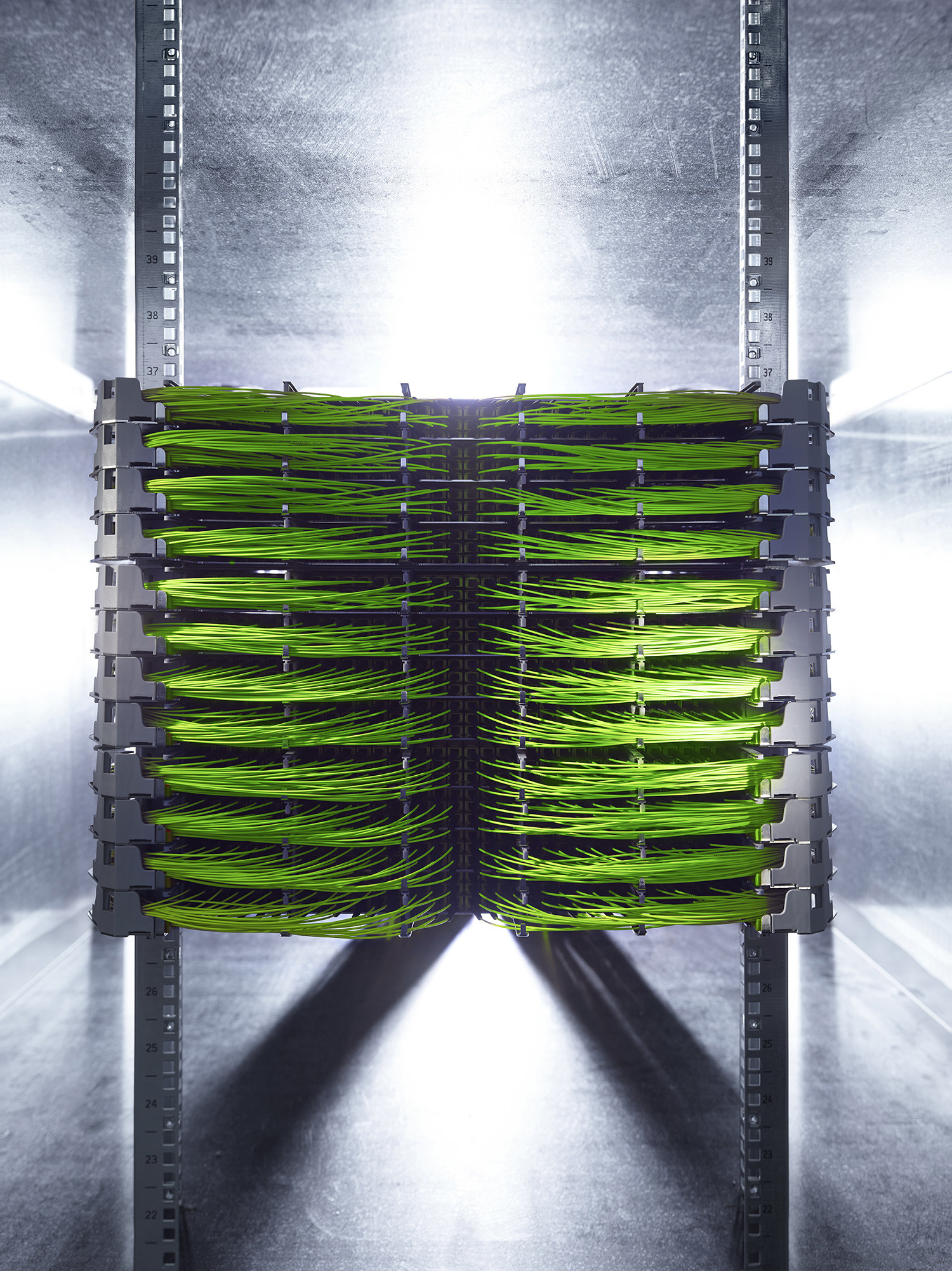 R&M to Introduce at Data Center World the OM5 Network Transformation ...