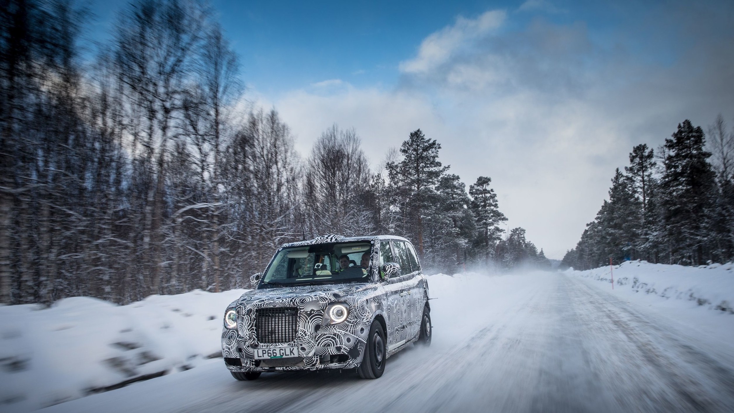 All-New Zero-Emissions-Capable London Taxi Tested to Extremes in Arctic ...