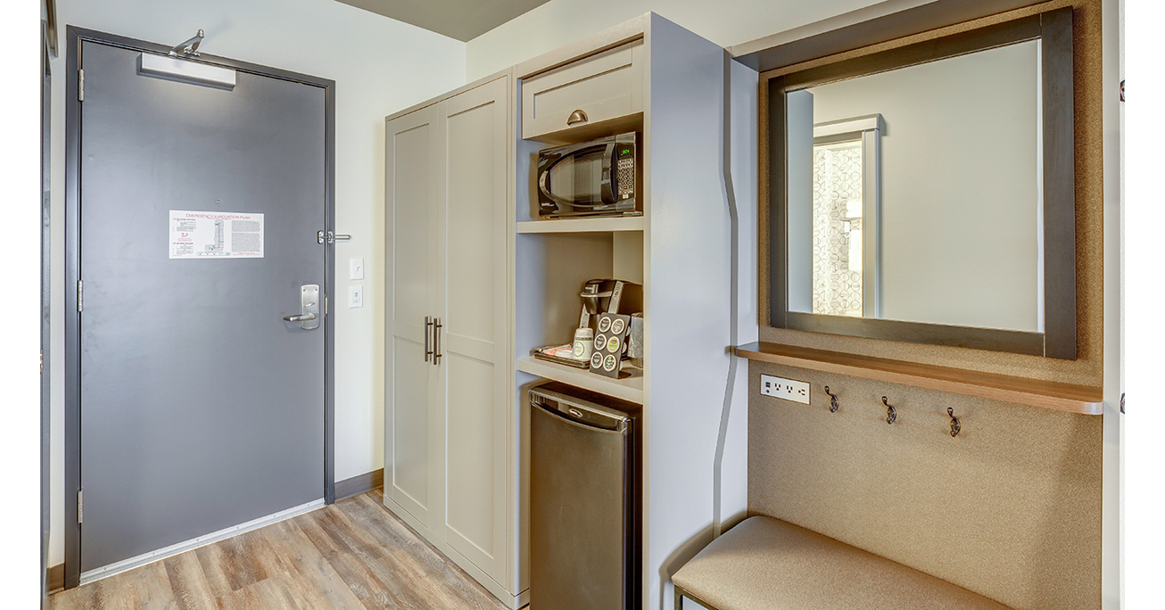 IHG Announces Opening Of First Holiday Inn® Hotel Featuring Brand's New ...