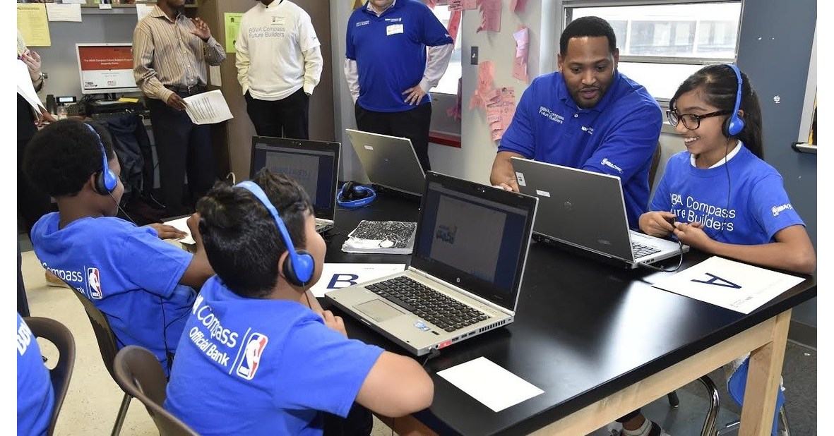 Houston students get a lesson in financial literacy from BBVA Compass ...