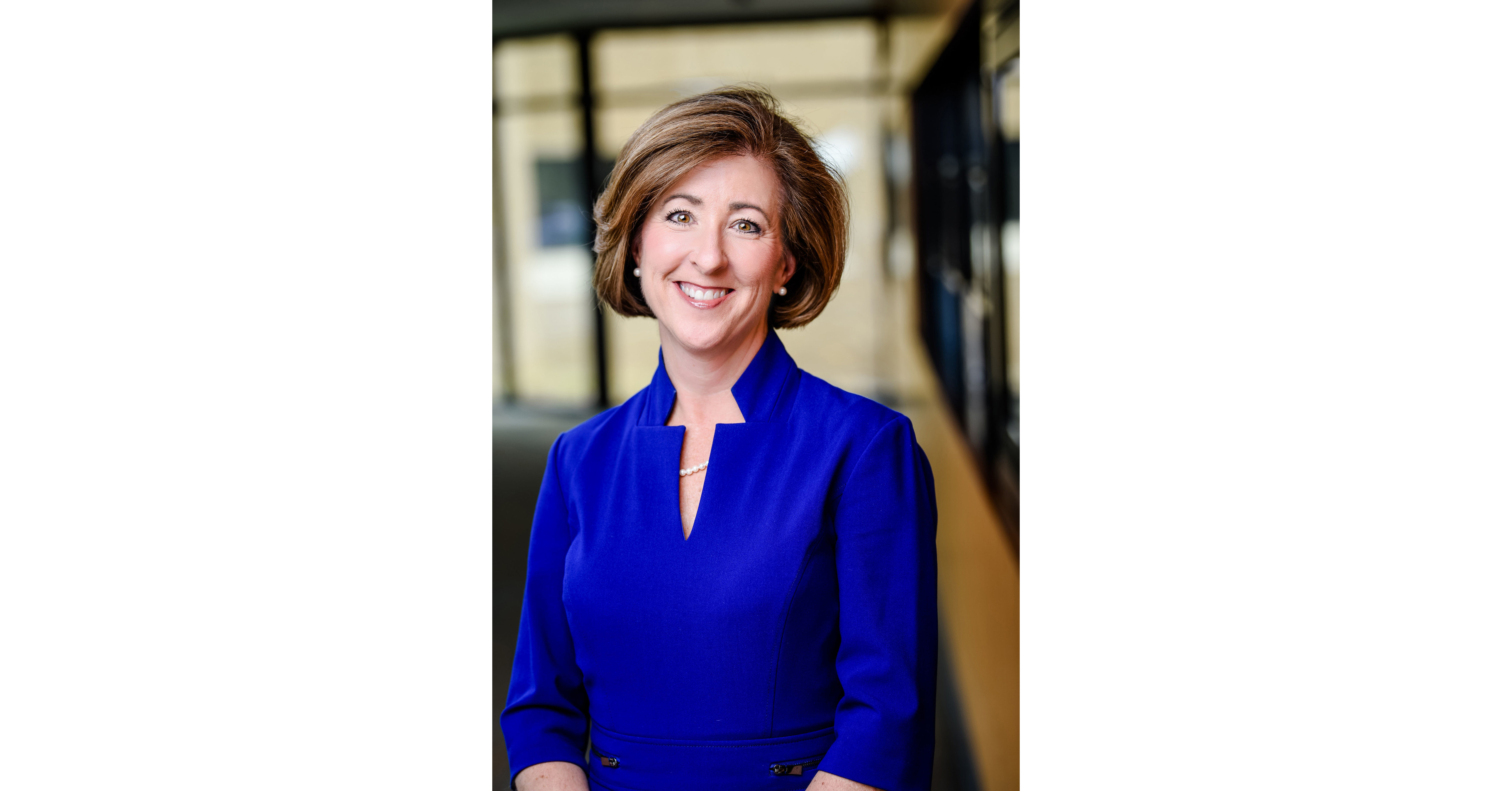 Mortenson Announces Lois Martin as CFO; Sandy Sponem Retires