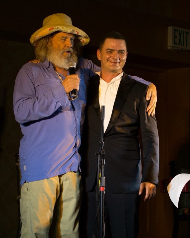 Singer and Author Brian Evans Will Run for U.S. Congress in 2018