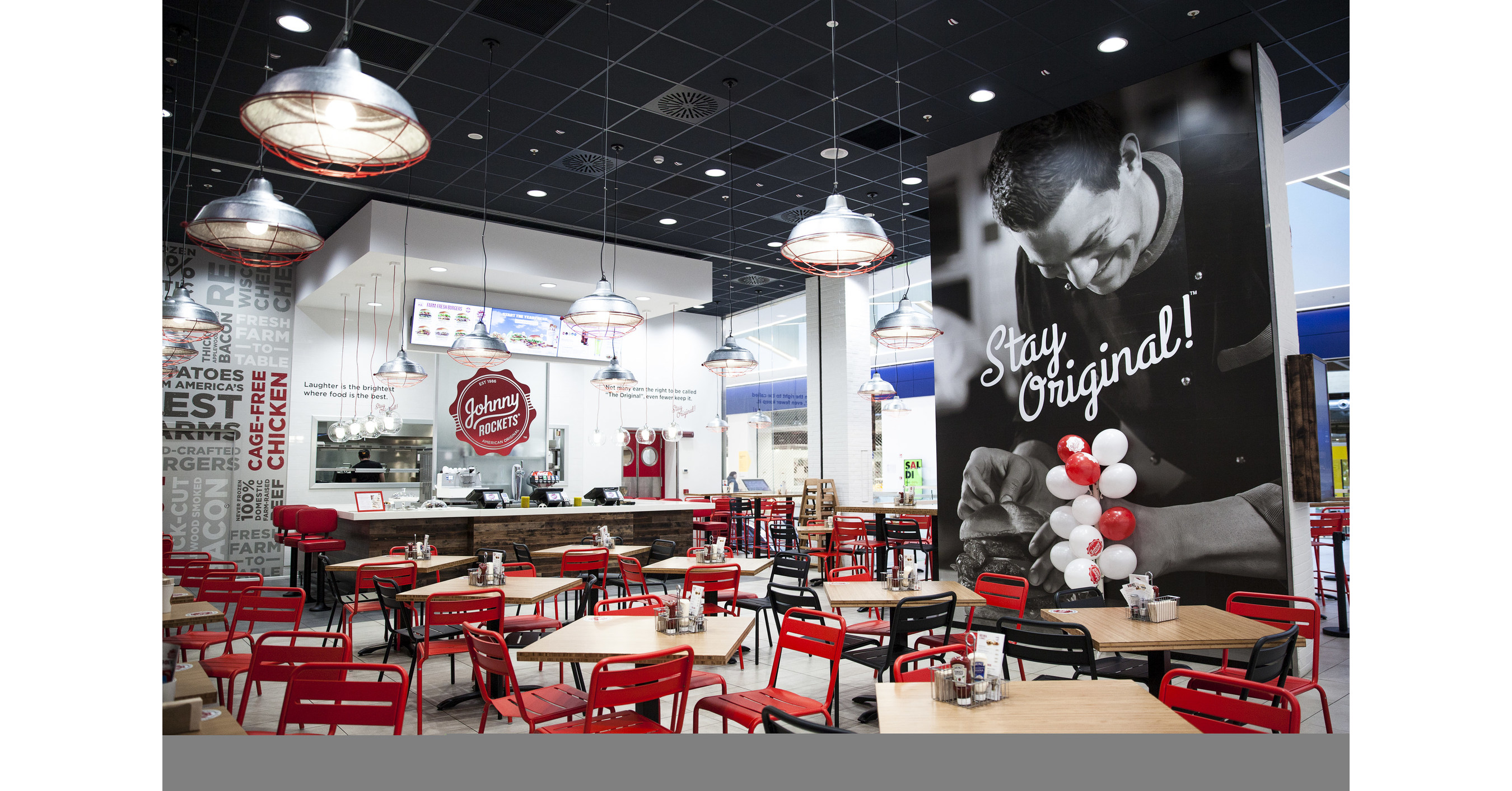 Johnny Rockets Opens Its Second Restaurant In Italy