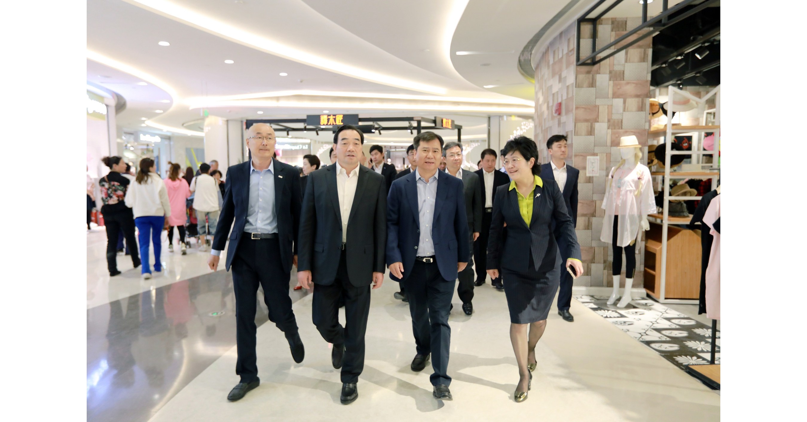 Suning Opens New Shopping Plaza in Xuzhou, Highlighting Growth of ...