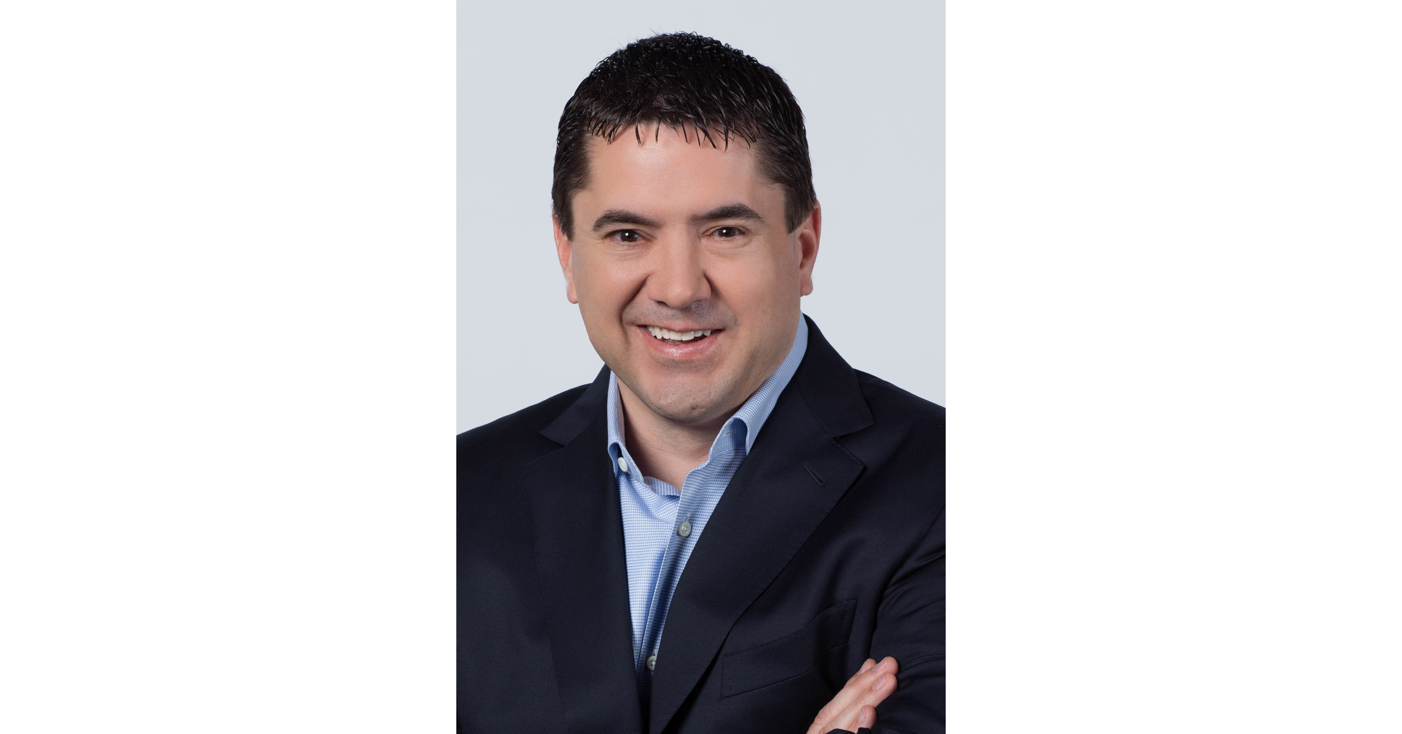 Silicon Valley Bank Names Michael Descheneaux President and Daniel Beck CFO