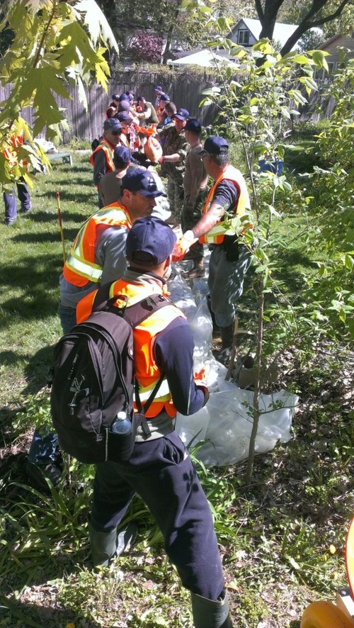 Une grande corvée de nettoyage réussie - Collaboration et entraide à ...