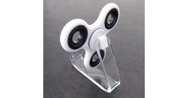 newPCgadgets Introduces the Spinner PAD, a Hands-Free Stand for the ...