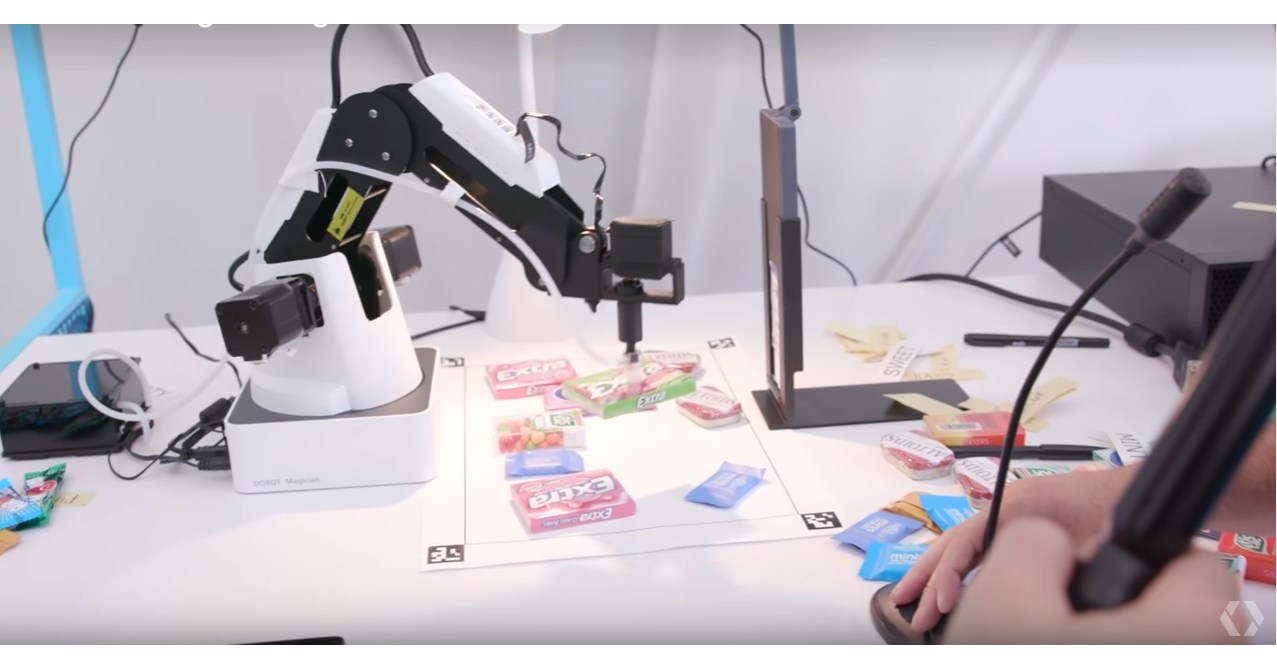 Dobot Magician Debuts at Google I/O 2017