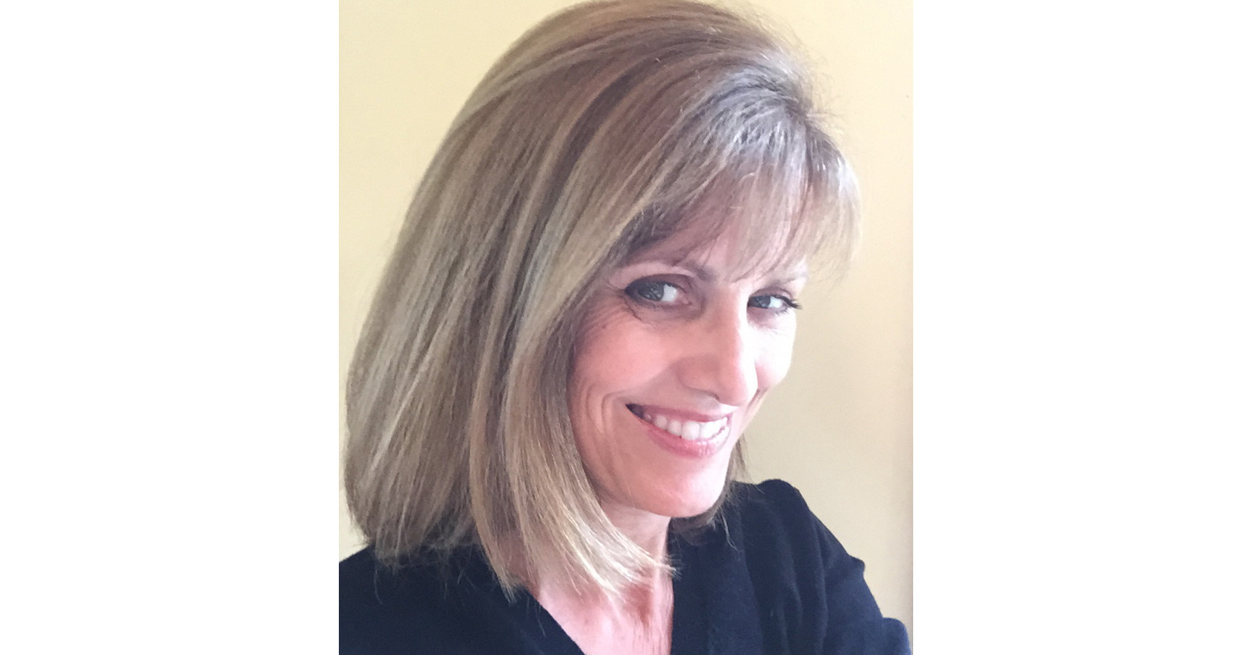 Ann Telnaes is First Woman to Win Reuben Award and Pulitzer Prize