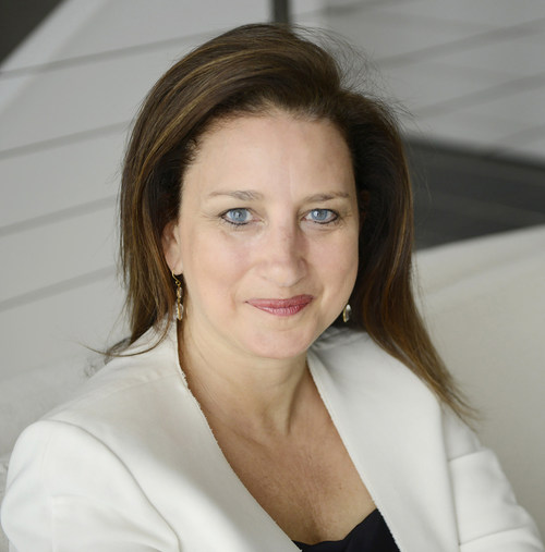 Robin Cohen Awarded "Best in Insurance" at the 2017 Women in Business ...