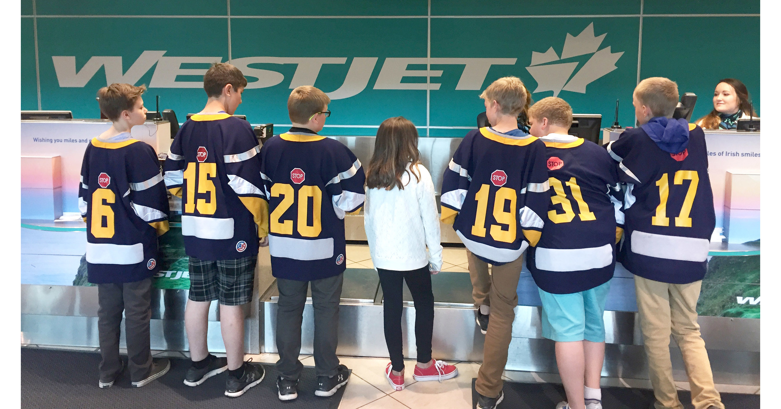 L'Œuvre des Manoirs Ronald McDonald et WestJet font une surprise à un ...