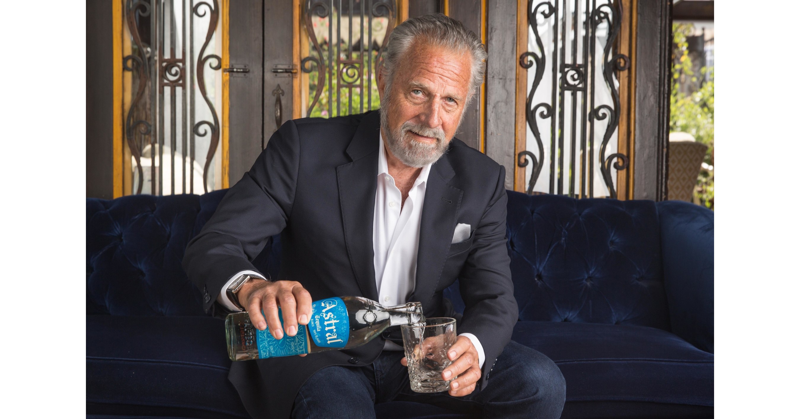Jonathan Goldsmith, Best Known For His Turn As "The Most Interesting ...
