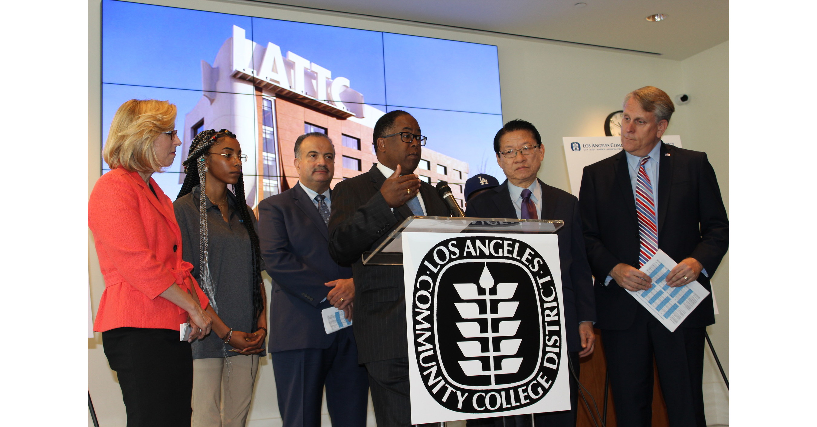 LACCD Releases Student Homelessness And Hunger Report