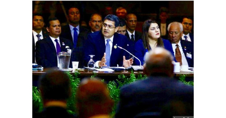 Honduran President Urges Central American Neighbors to Join Customs Union