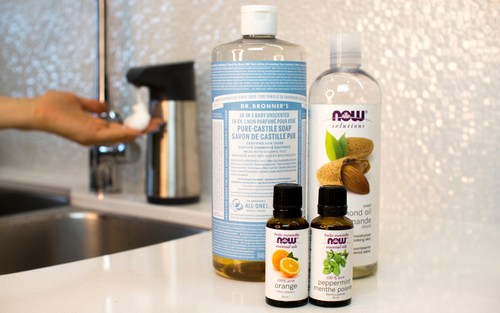 "Clean My Space" Author and YouTube DIY Cleaning Sensation Melissa ...