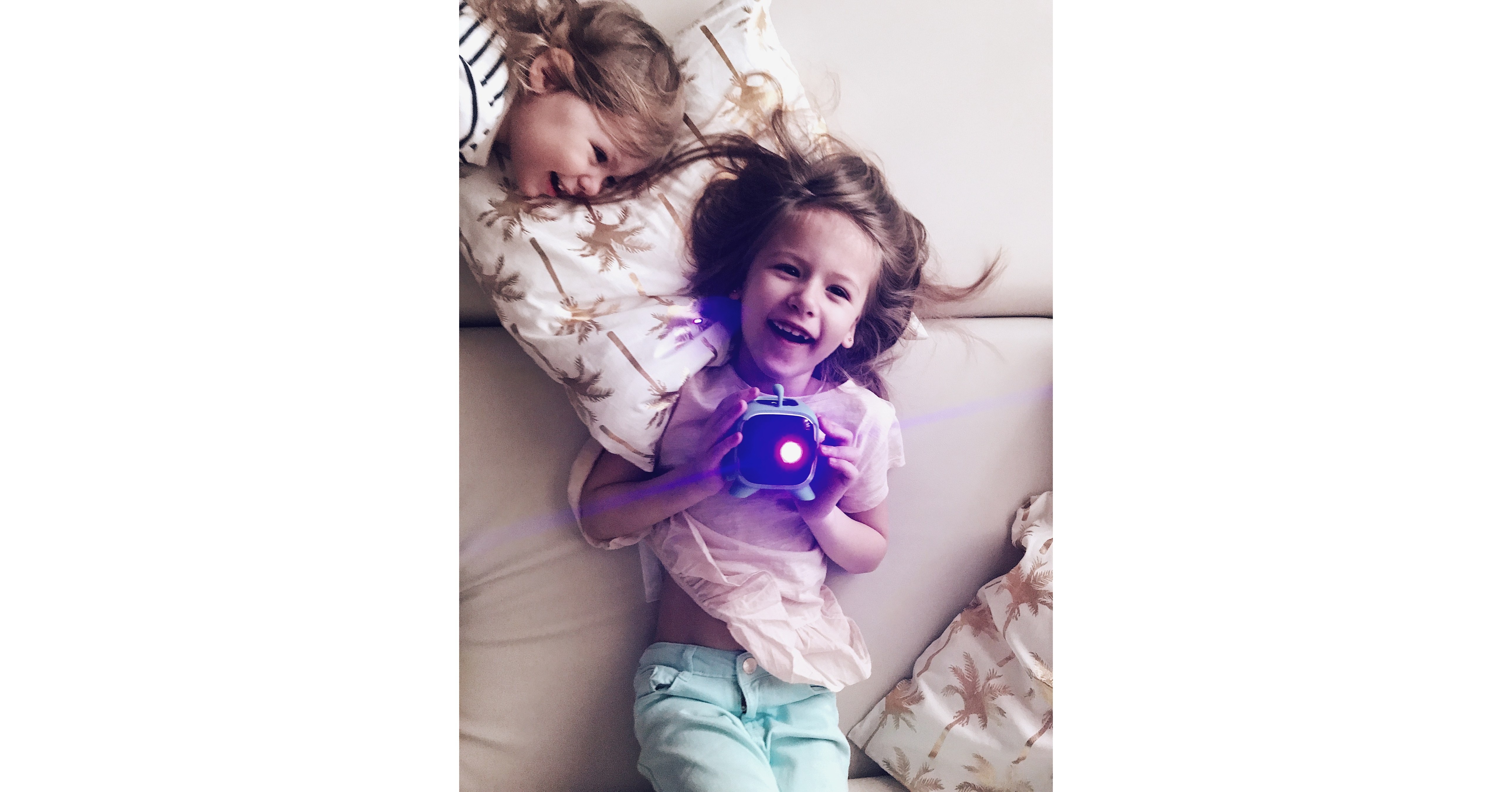 CINEMOOD, The Mini Cinema Projector, Now Available in Best Buy