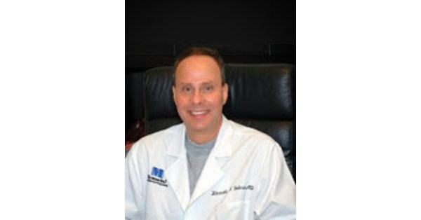 Kenneth M. Gelman M.D., F.A.C.E. is recognized by Continental Who's Who