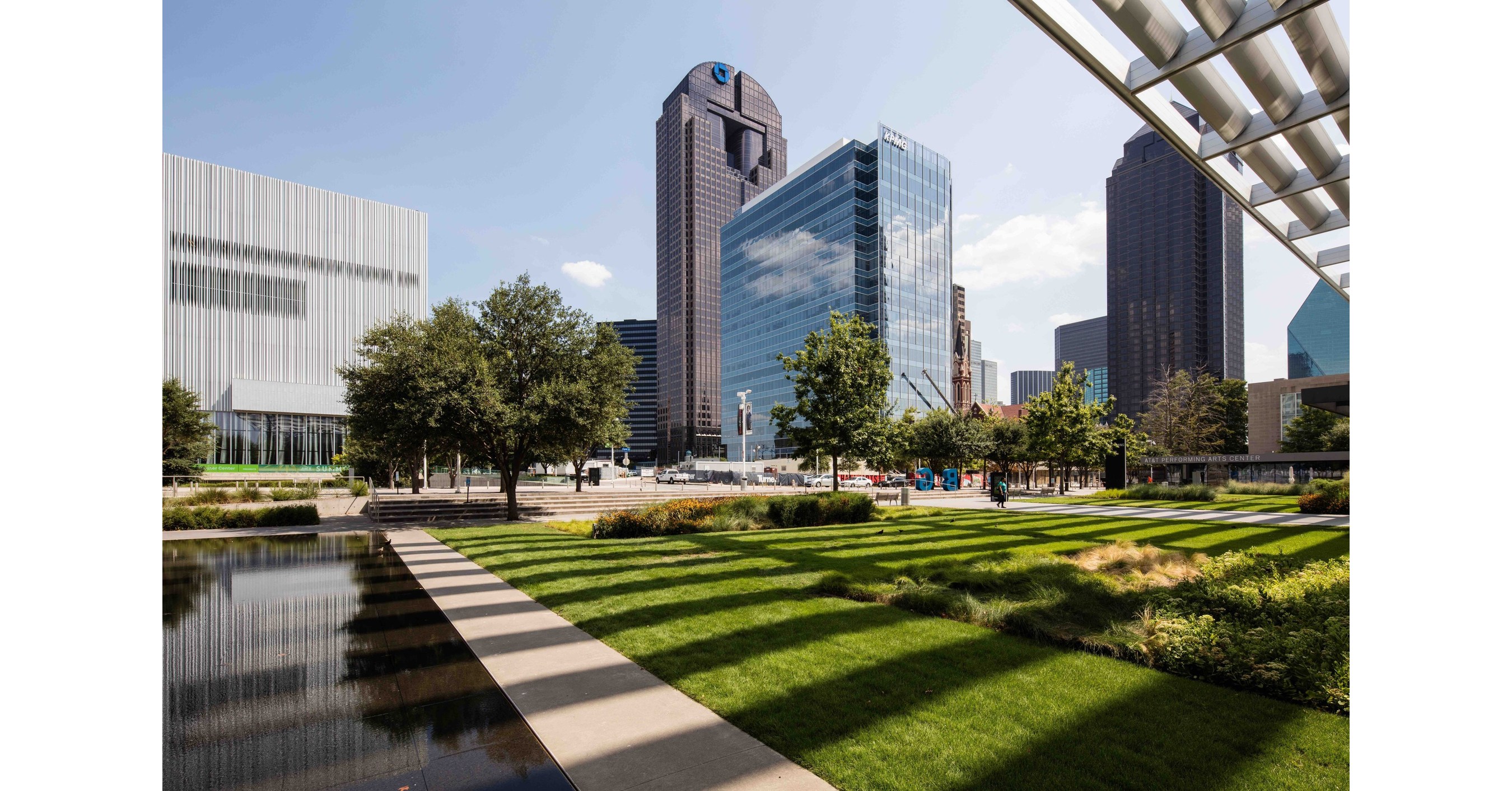Serendipity Labs Coworking Debuts in DFW at KPMG Plaza at HALL Arts