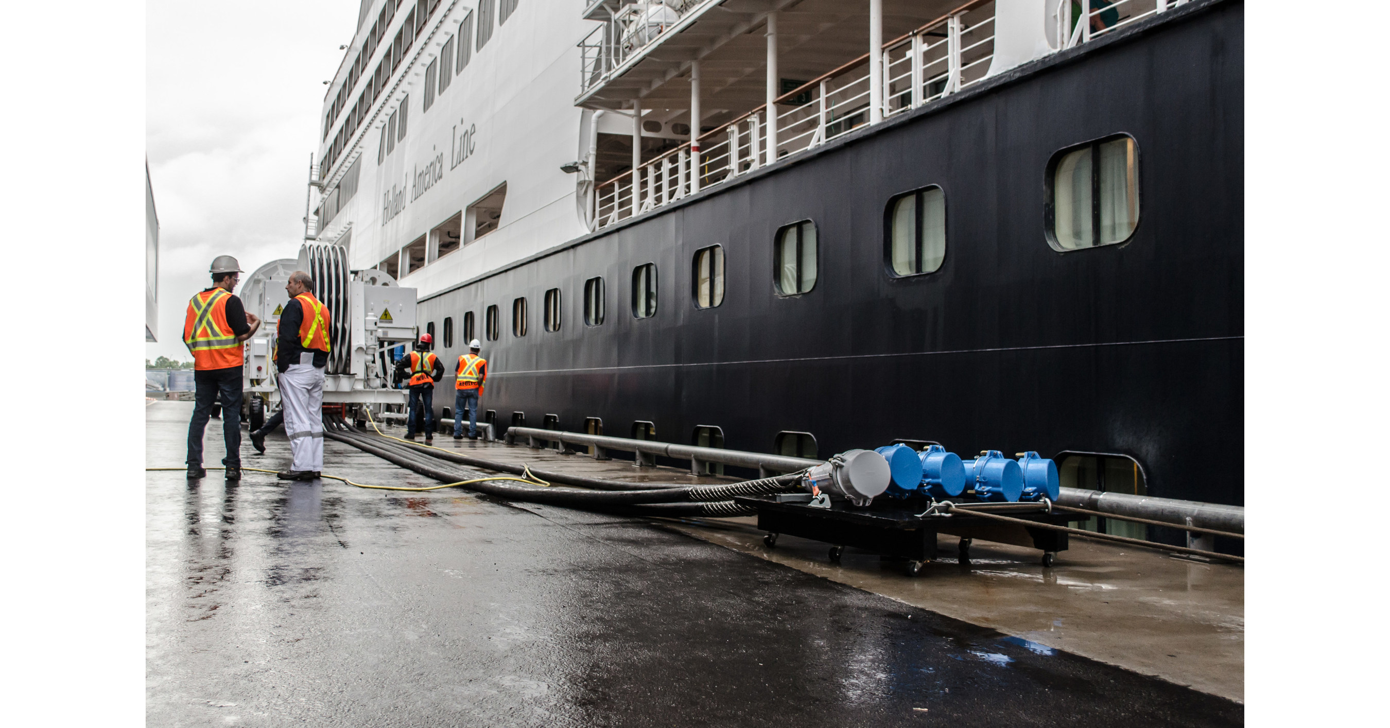 Schneider Electric showcases a shore power solution for cruise ships at ...