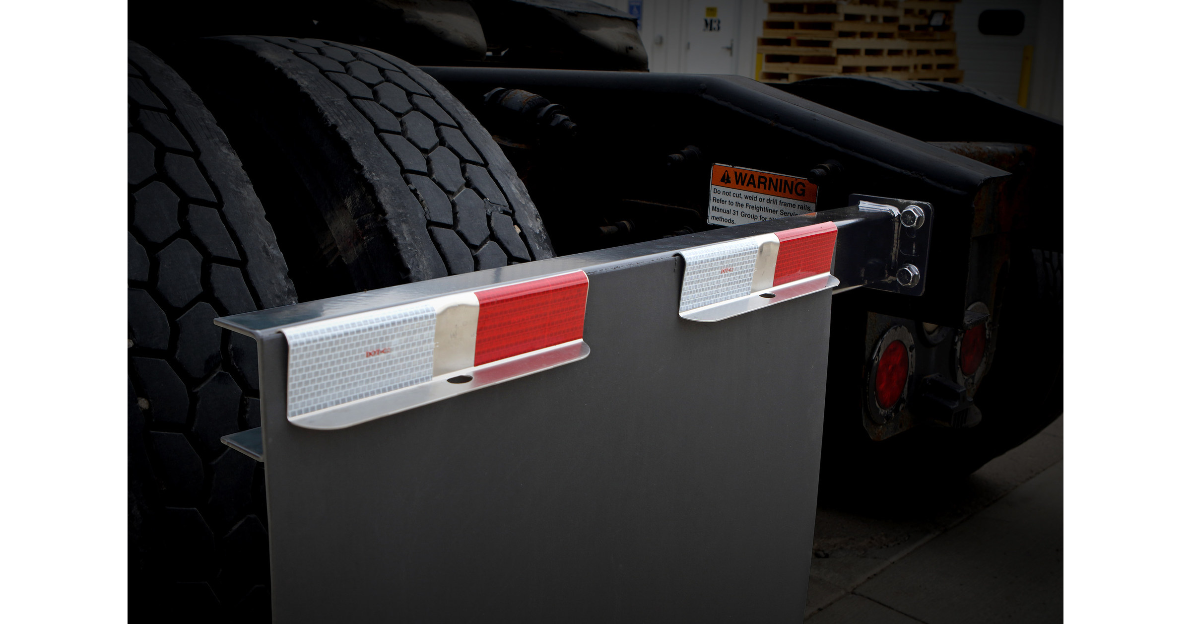 New Minimizer Fast Flap Mounting Bracket Makes Things Easier