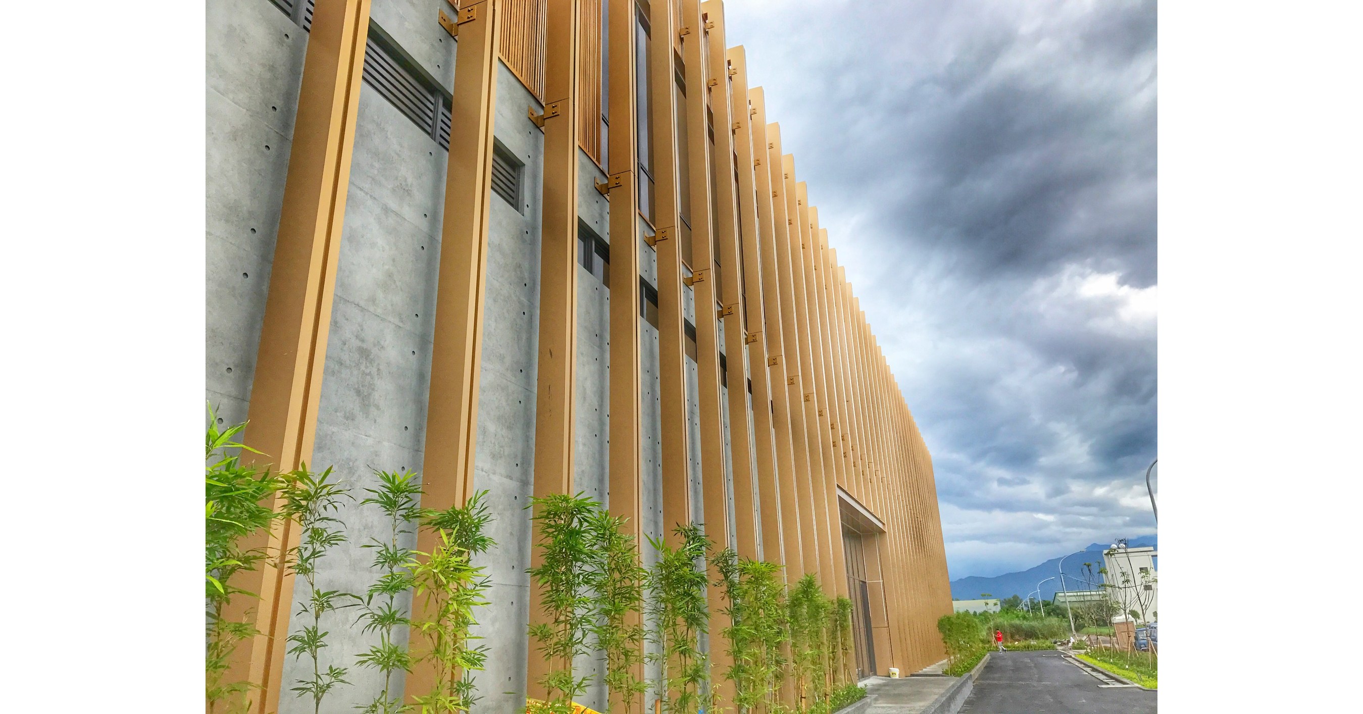 Making the World More Beautiful, One Facial-Care Treatment at a Time