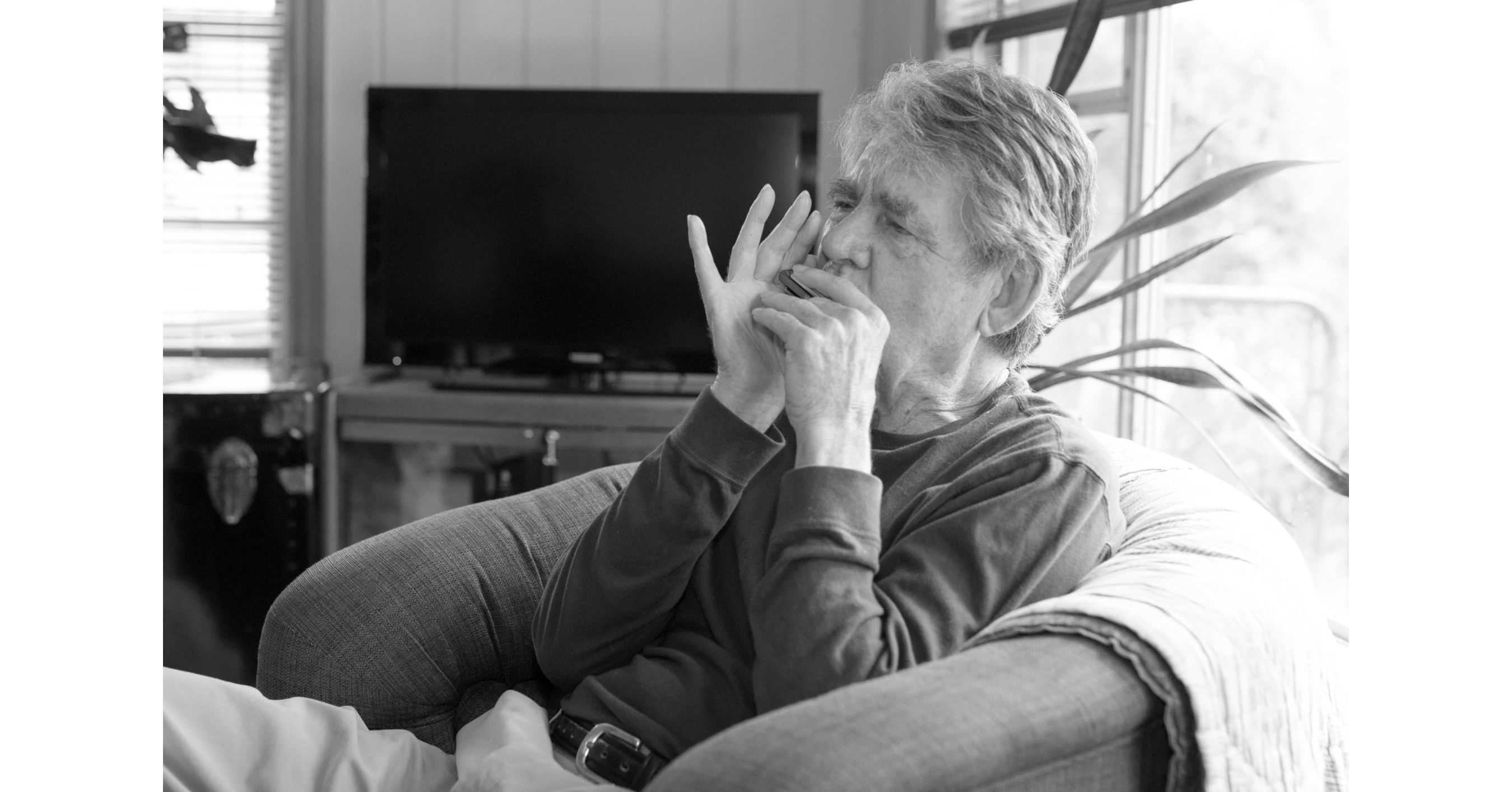 Austin Photographer Carmen Buck Preserves Alzheimer's Families' Dignity ...