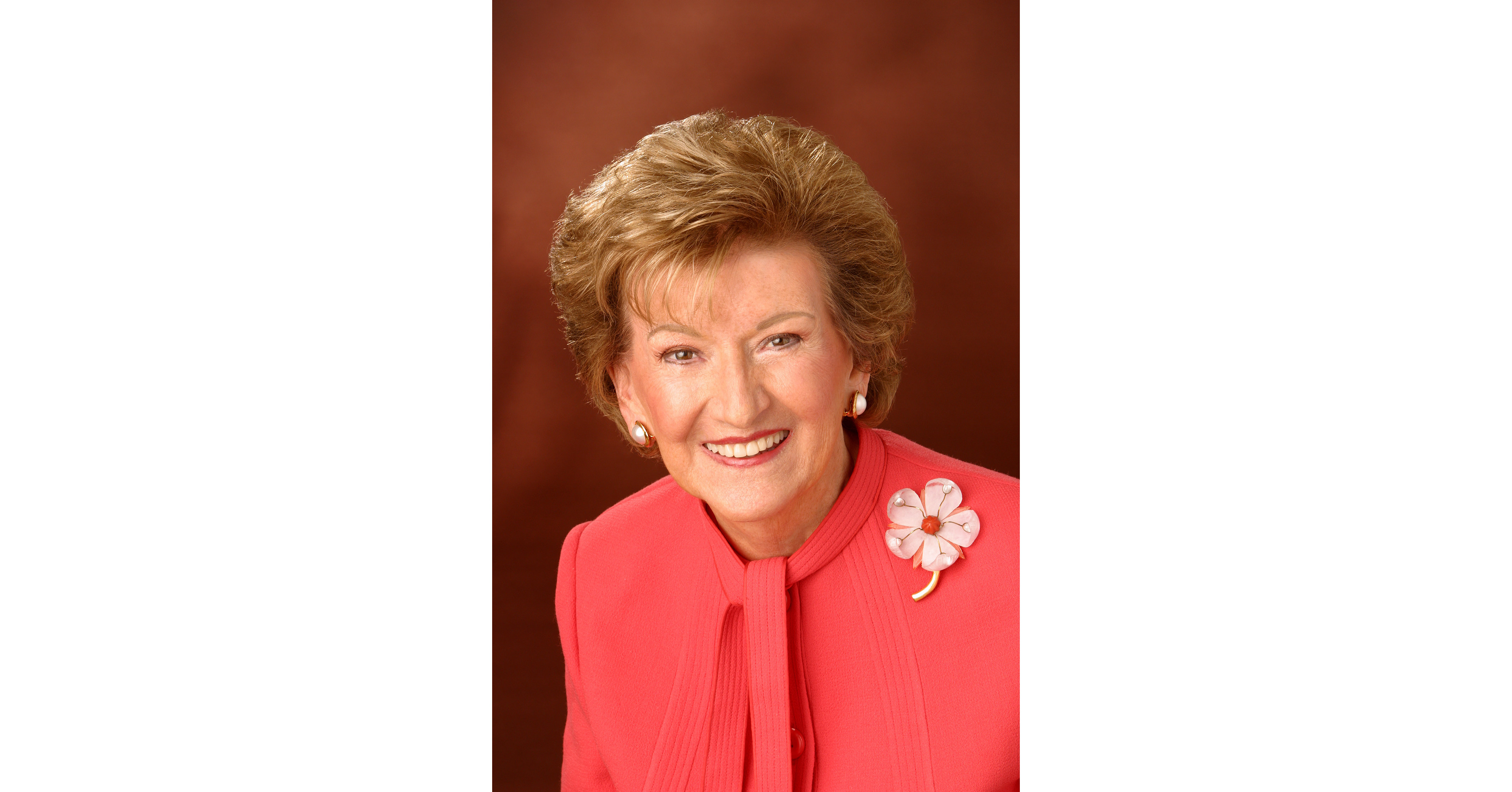 Helen J. DeVos, civic leader, wife of Amway co-founder, dies