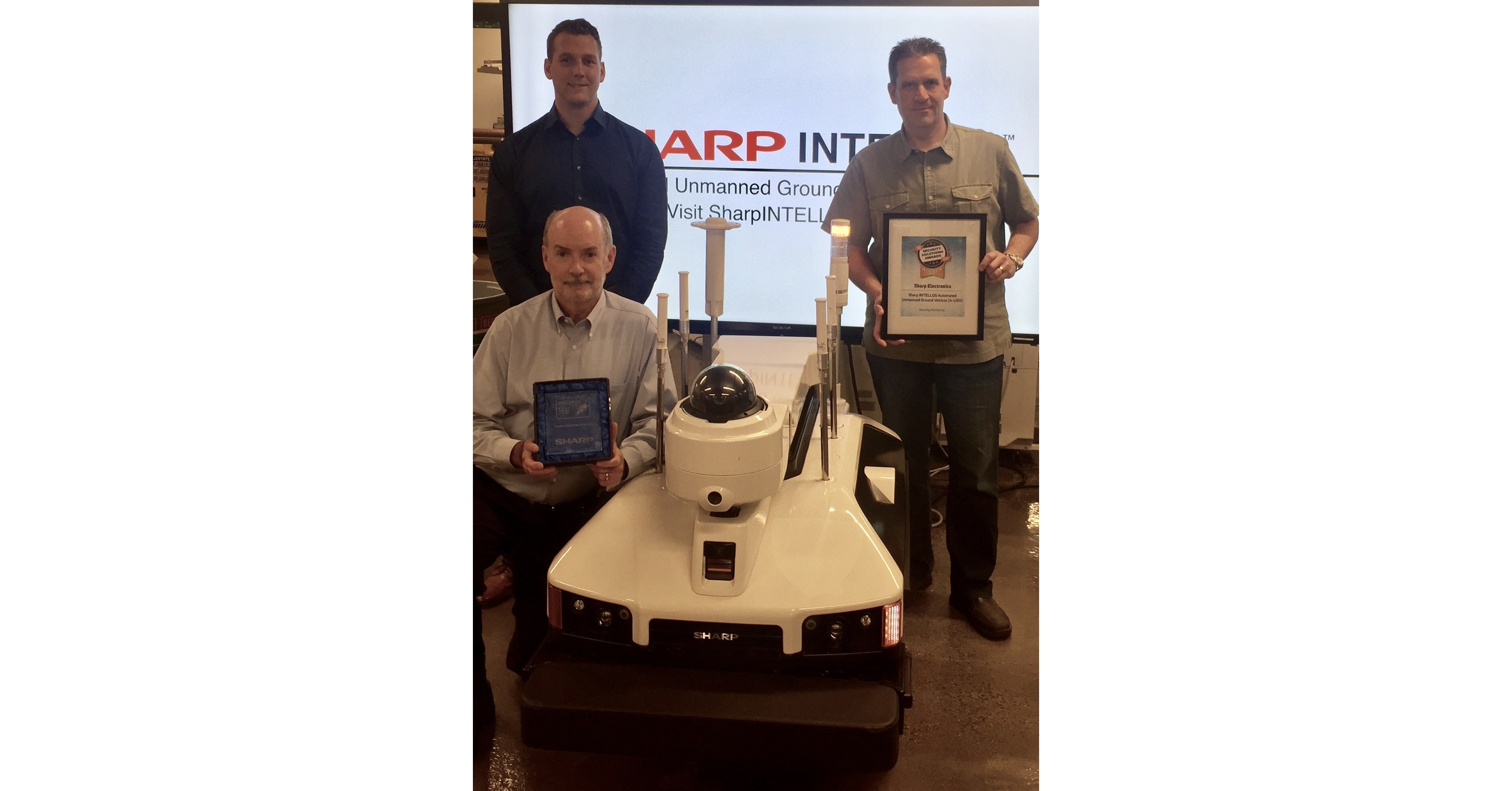 Sharp INTELLOS Security Robot Earns Two Industry Awards at ASIS