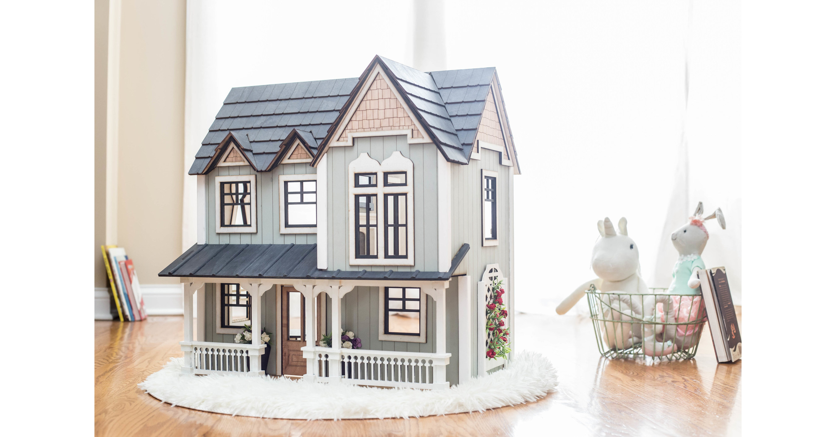 Buy-One Give-One Dollhouses Spark Imagination This Holiday Season