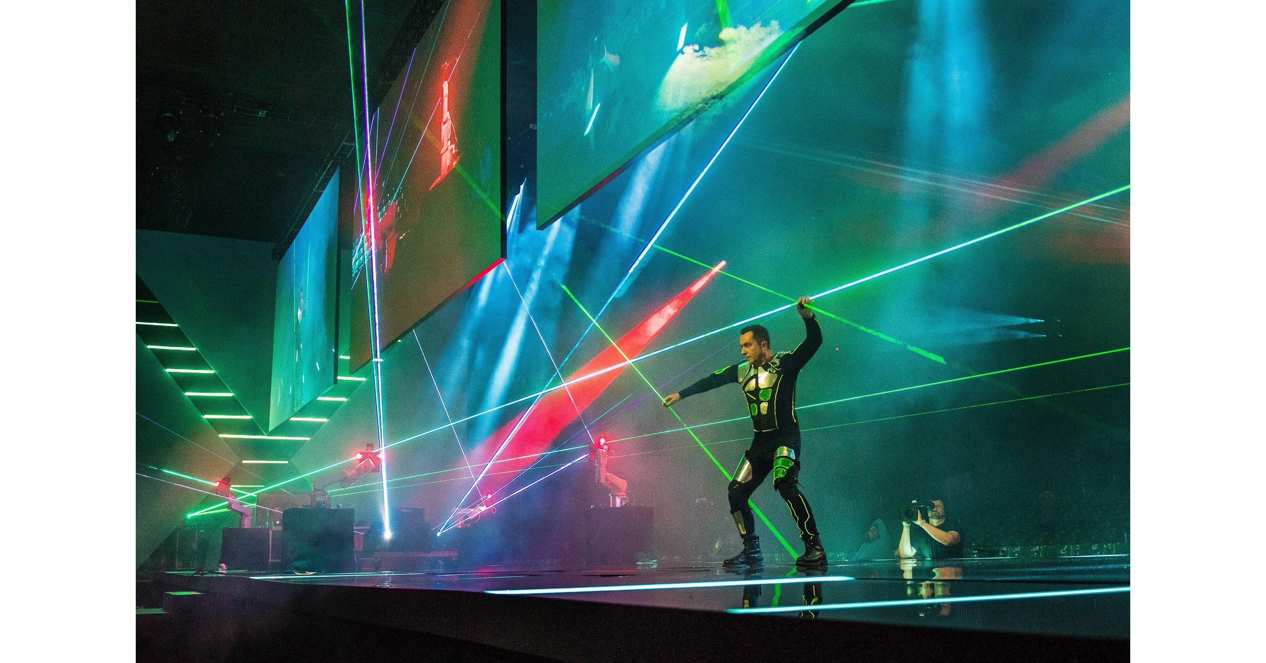 OVATION Wins Best Event Entertainment Act Award for LiveWorx Opening ...