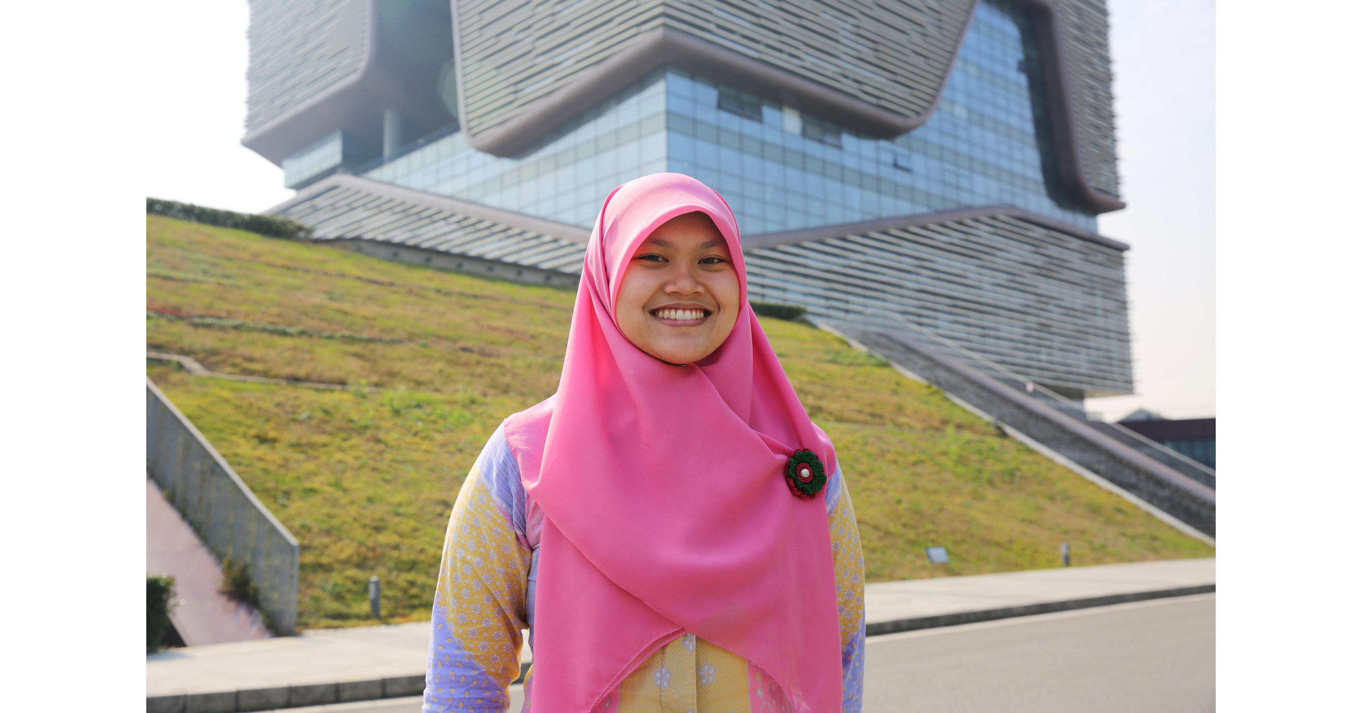 Mutia Hanifah Explores Chemistry in a Global Environment at XJTLU
