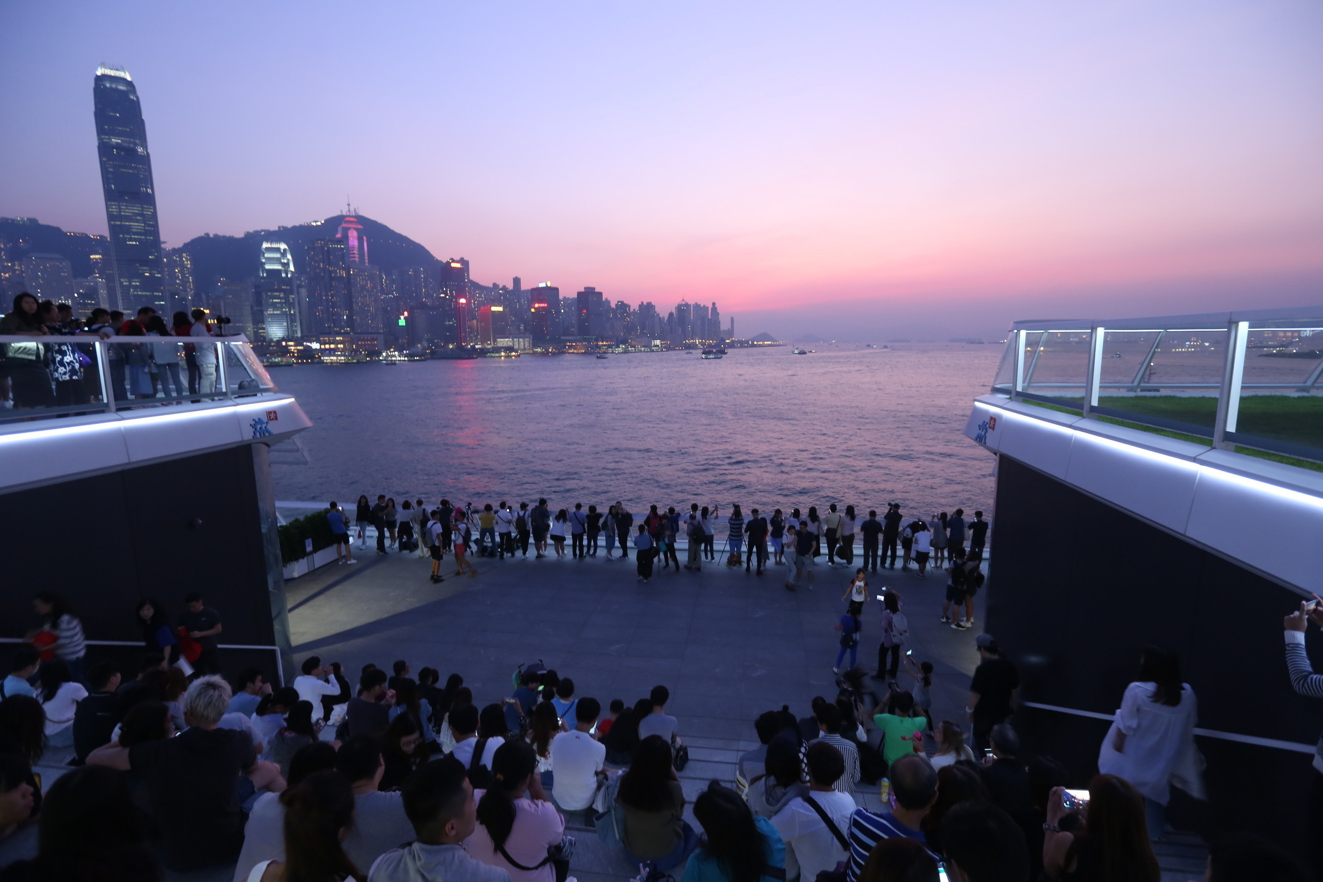 Hong Kong's Newest Tourist Attraction -- "Ocean Terminal Deck" is Open ...