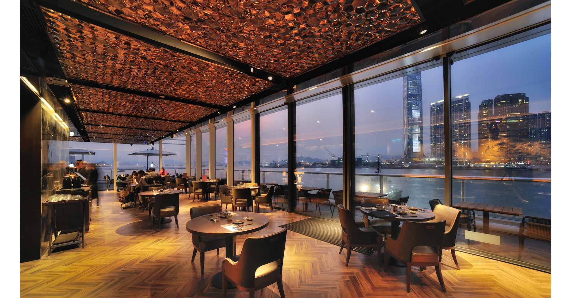 Hong Kong's Newest Tourist Attraction -- "Ocean Terminal Deck" is Open ...