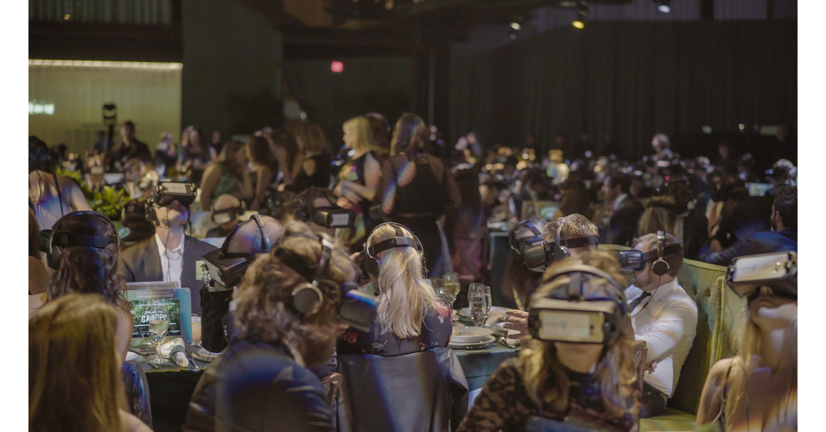 WeLens Breaks World Record for Largest Wireless Synced VR Screening at ...