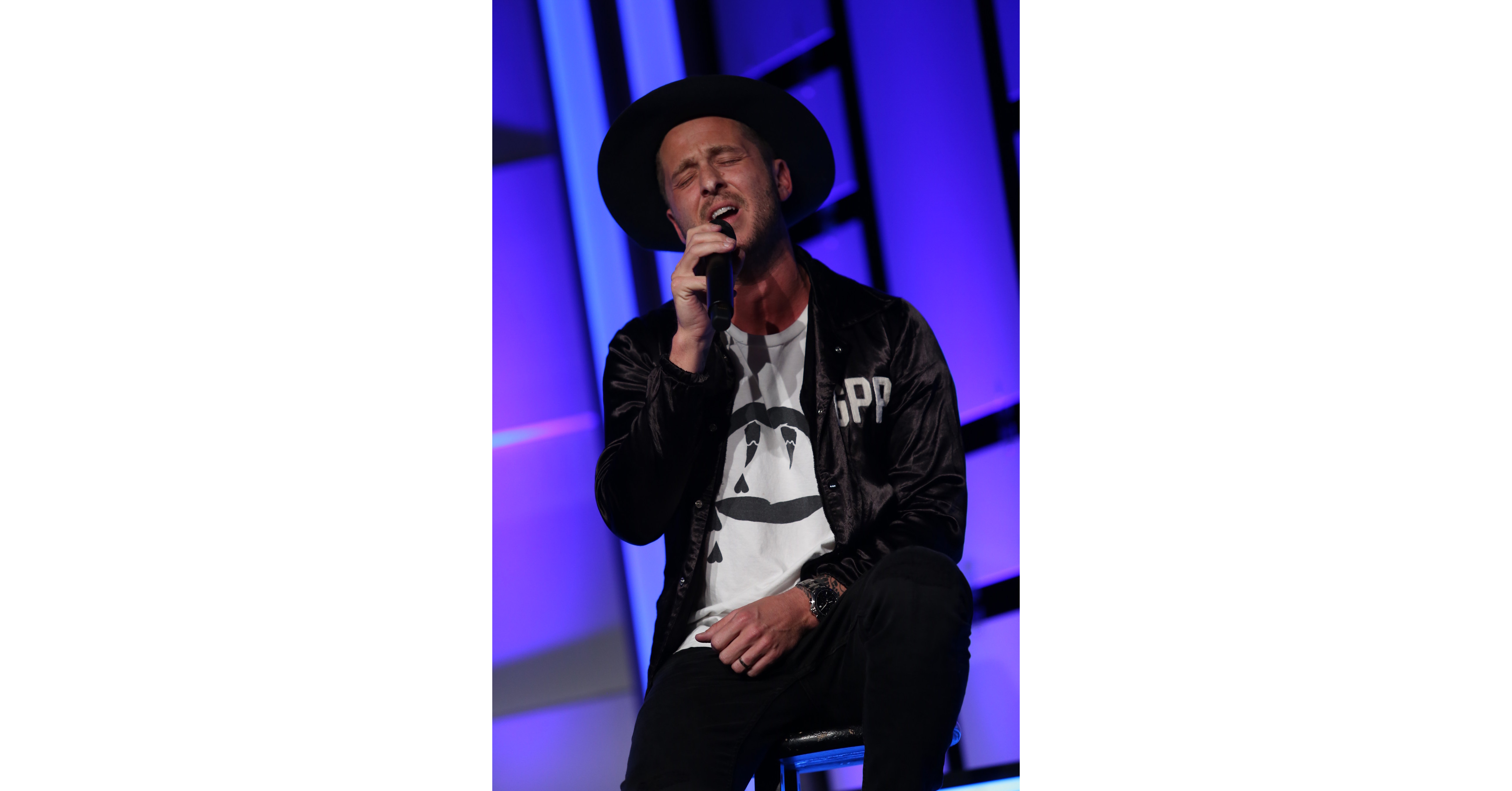 Inaugural Promise Award Celebrated With Emotional Tribute To Chris ...