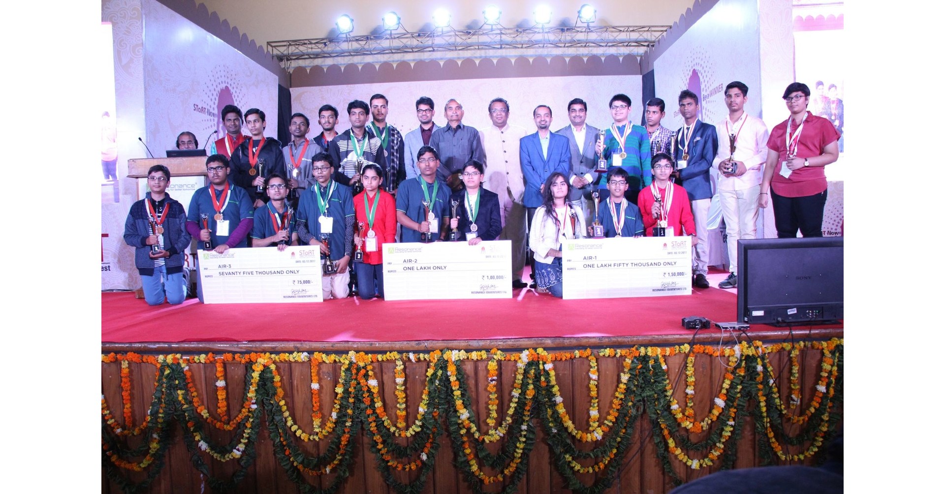 Resonance Awarded Students Prizes Worth INR 2 Crore in STaRT - 2017