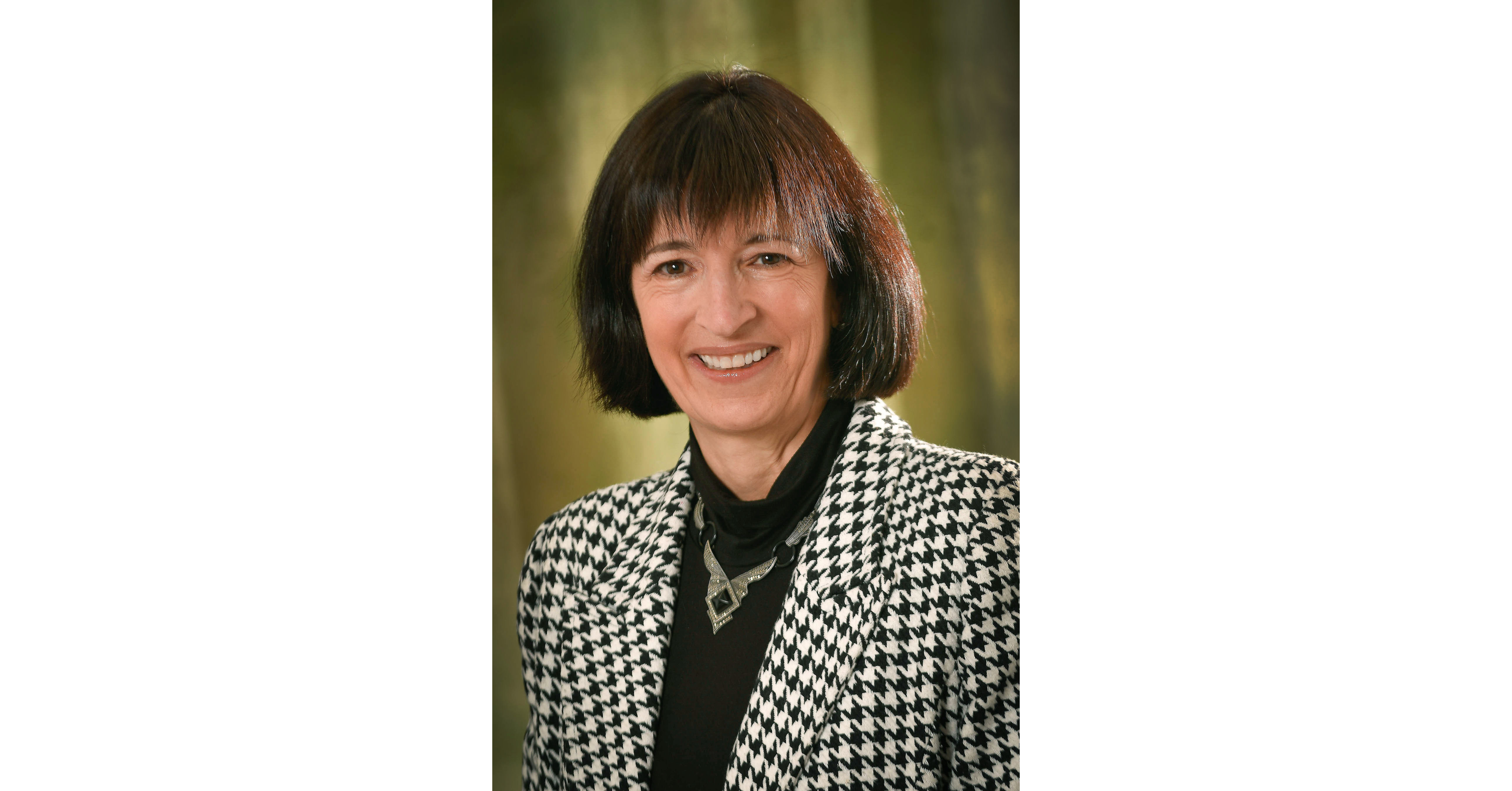 LMU Names Dayle Smith as Dean of College of Business Administration