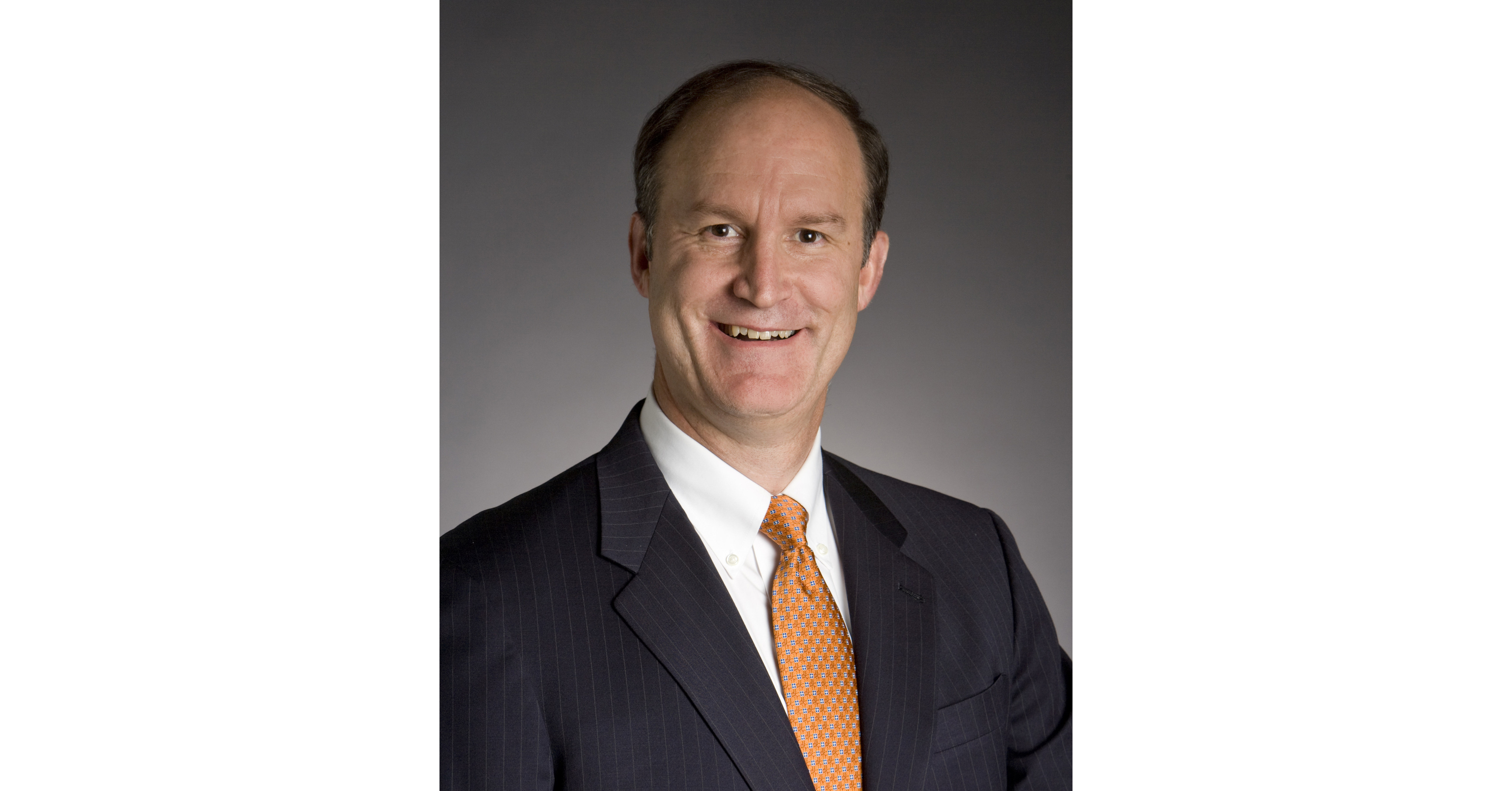Caterpillar Announces Officer Retirement; Consolidation of Functions