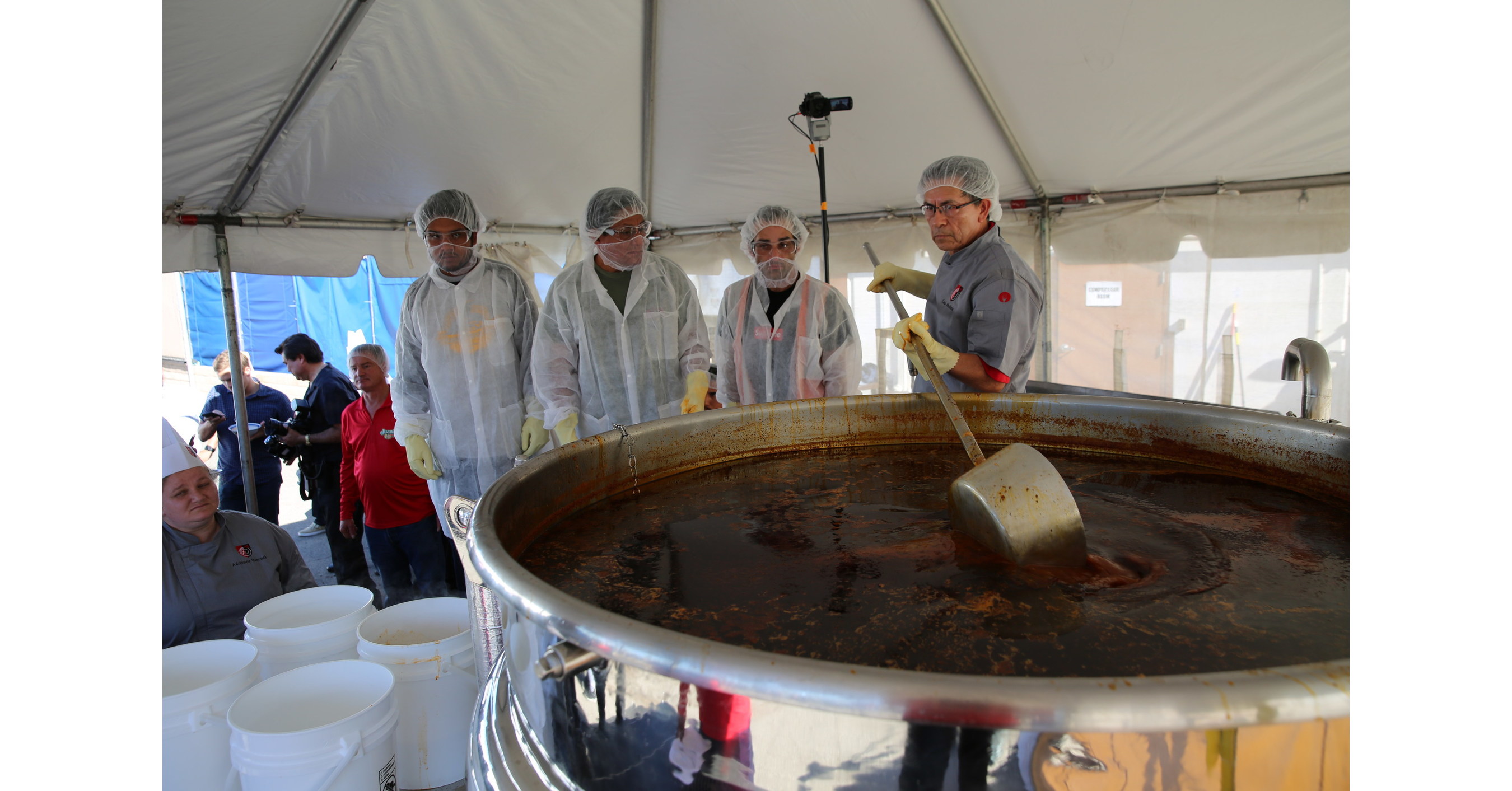 Juanita's Foods Serves Largest Menudo Soup To Celebrate National Menudo ...