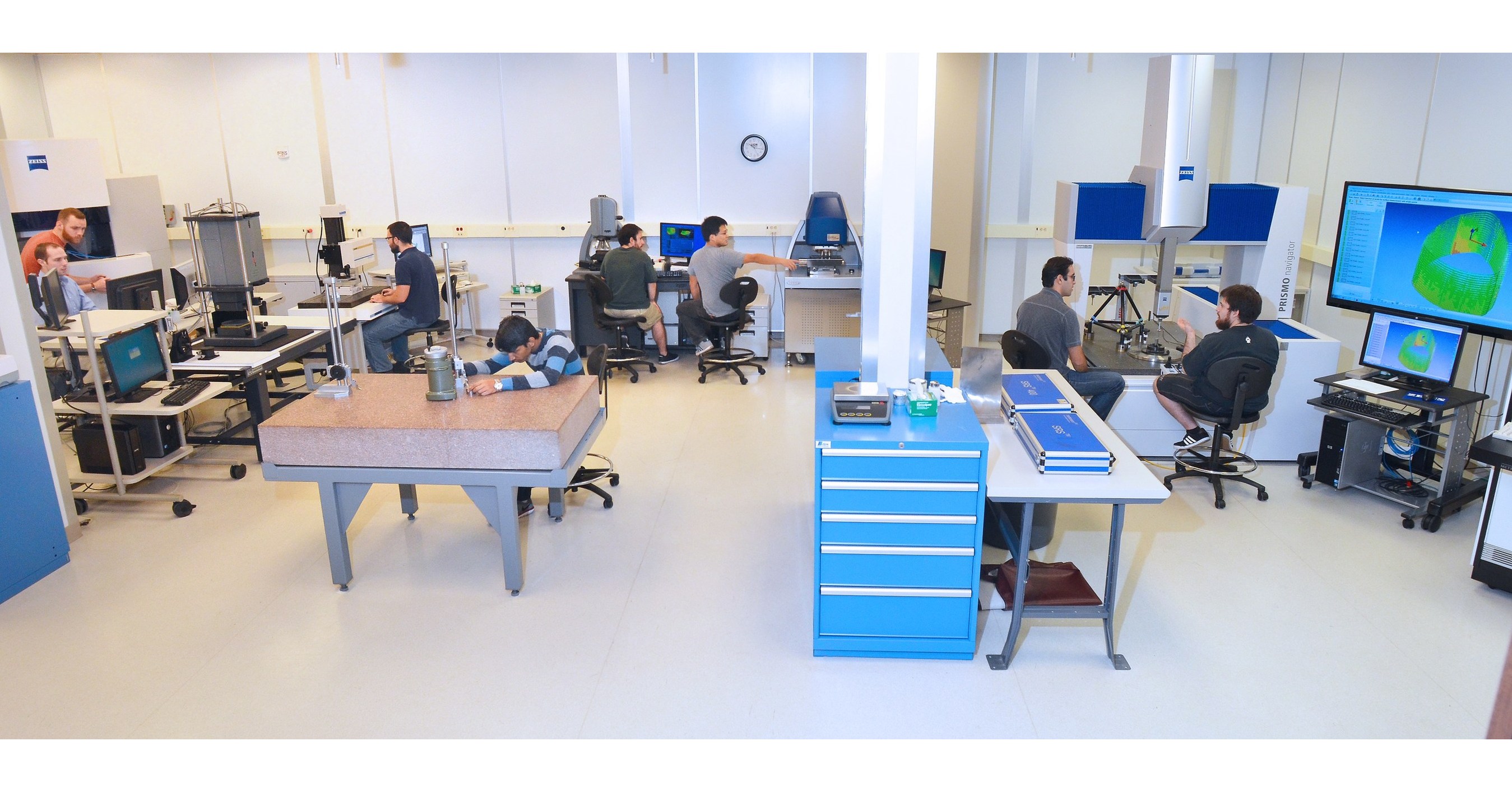 HEIDENHAIN Donates to UNCC Center for Precision Metrology