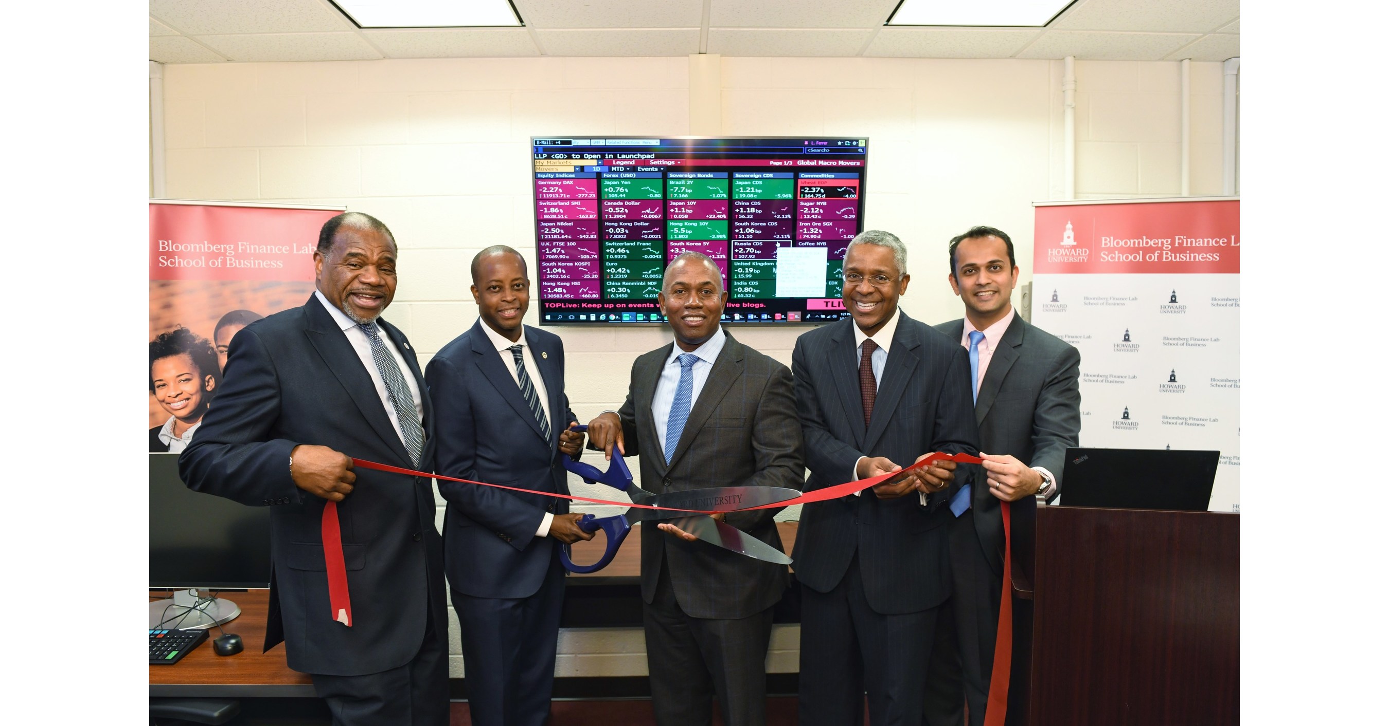 Howard University Unveils New Bloomberg Finance Lab